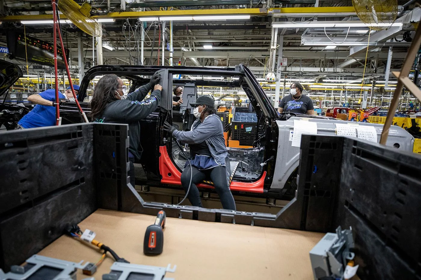 🙌 Bronco OKTB Issued and Shipments Begin as Ford Celebrates Bronco ...
