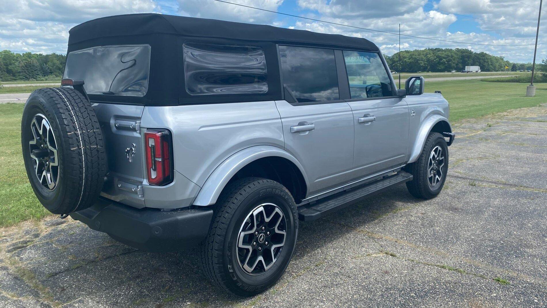 ICONIC SILVER Bronco Club | Bronco6G - 2021+ Ford Bronco & Bronco ...