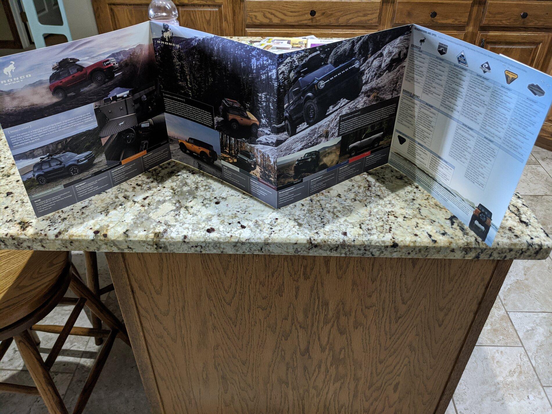 Bronco & Bronco Sport Physical Brochure / Pamphlet | Bronco6G - 2021 ...