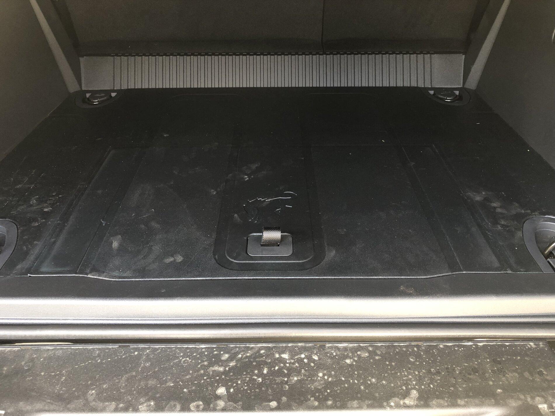 Cargo Safe (Locking Storage) by Console Vault - installation and review ...