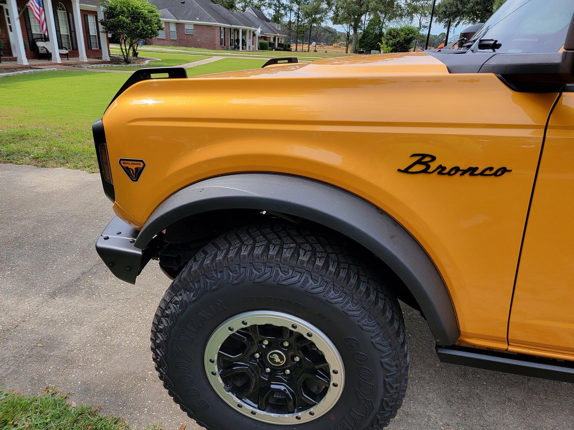 Relocated Badlands trim badge to front of fender | Bronco6G - 2021 ...