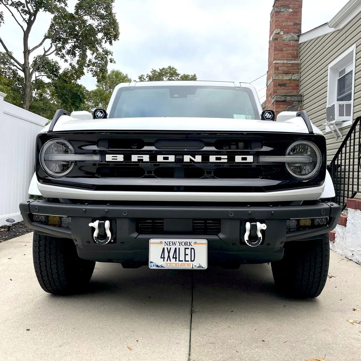 Front License Plate Bracket Now Available from KR Off-Road | Bronco6G ...