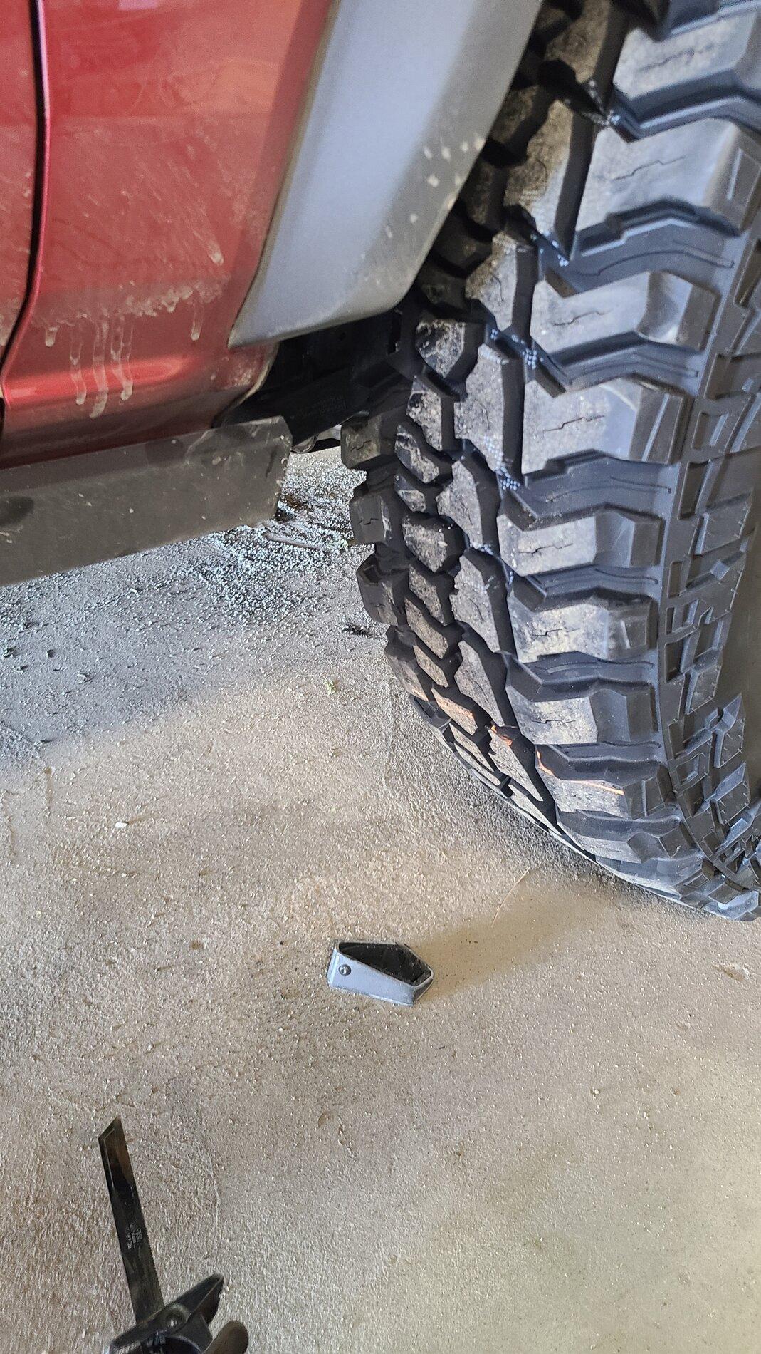 Badlands 2 door on 37s no lift.... [37x12.50r17 Thompson Baja Boss MTs ...