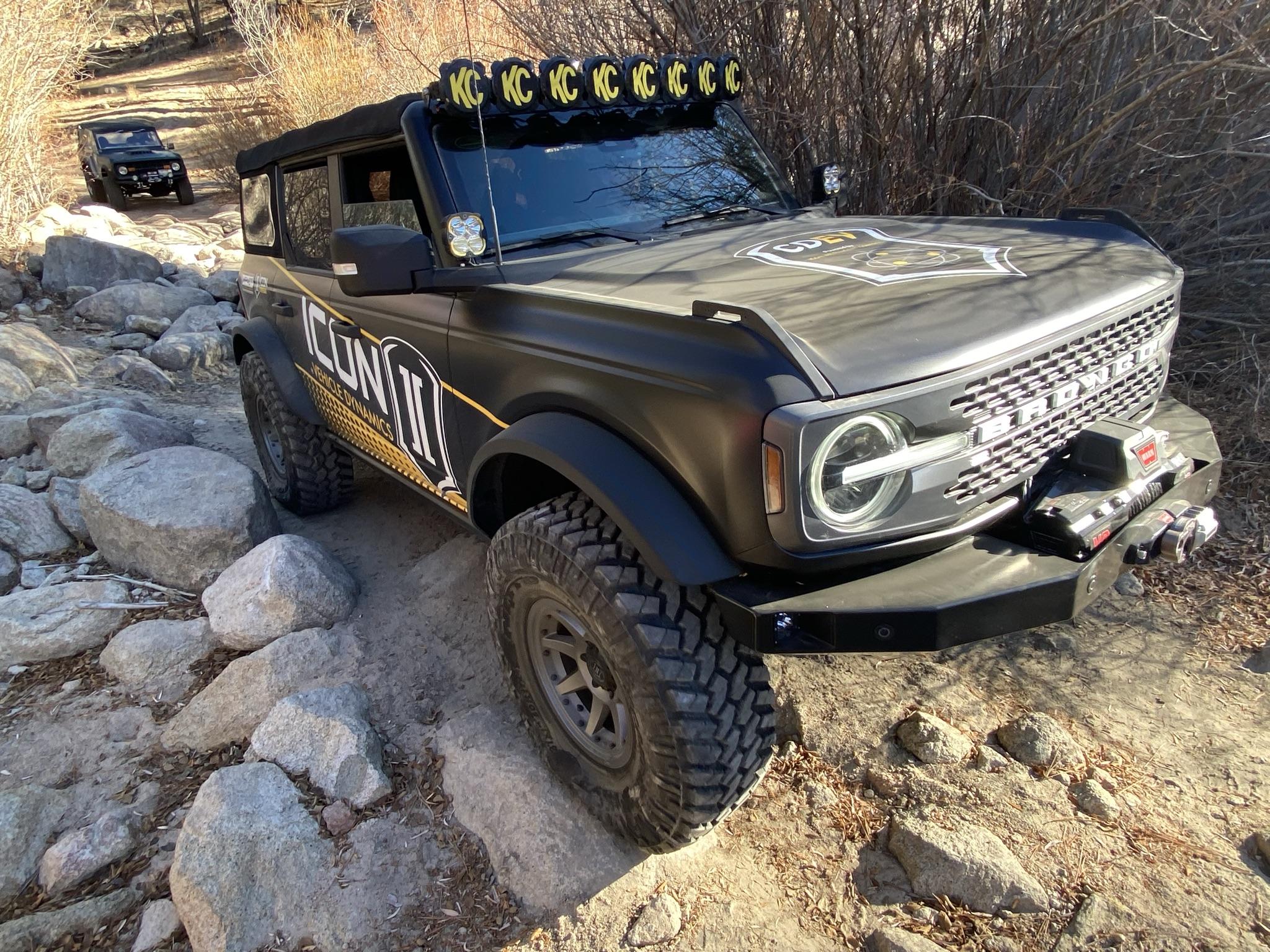 Rock Crawling a 2-Door Base w/ No Lockers, Manual Transmission ...