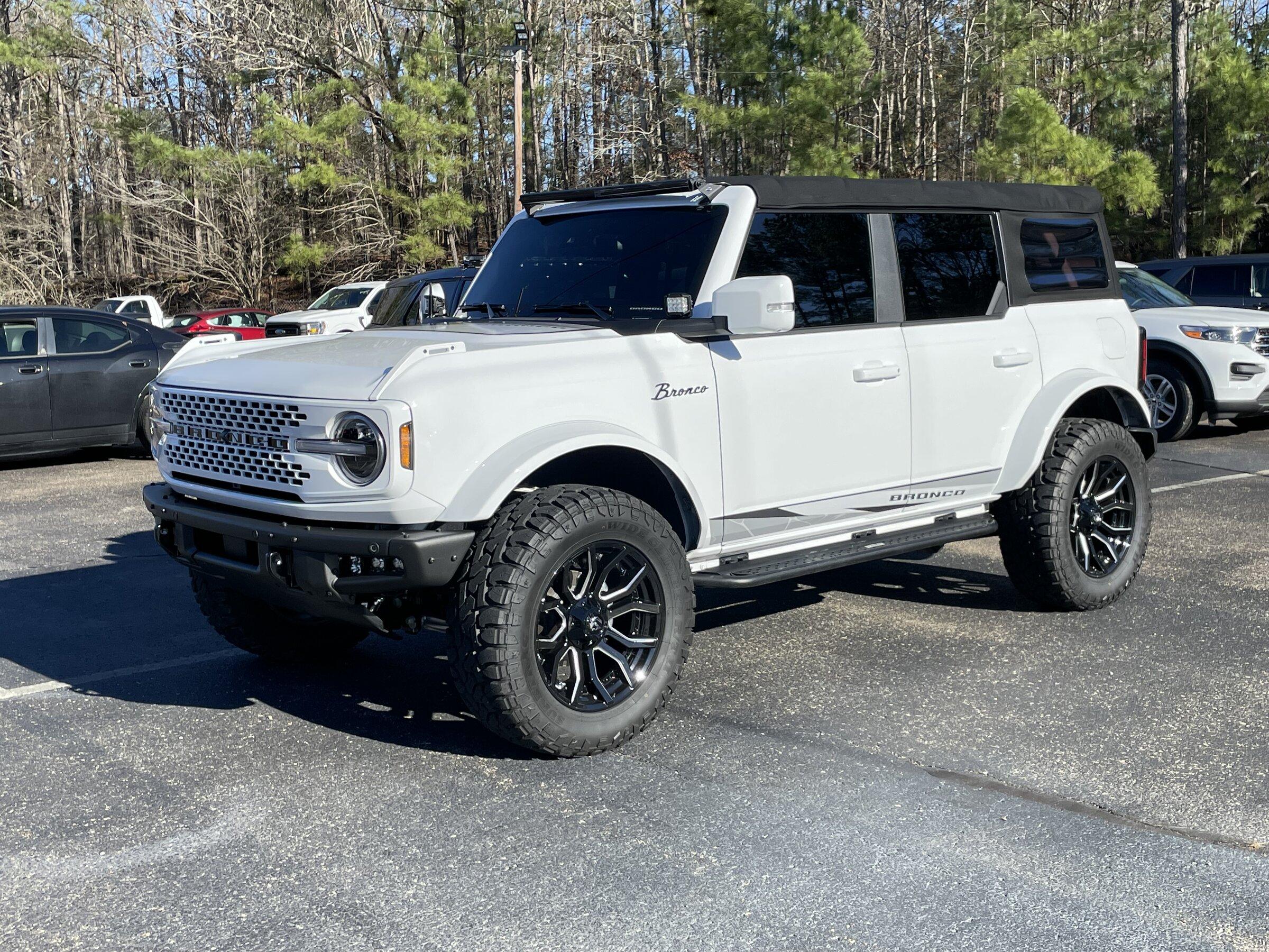 2021 WHITE Badlands Build | Bronco6G - 2021+ Ford Bronco & Bronco ...