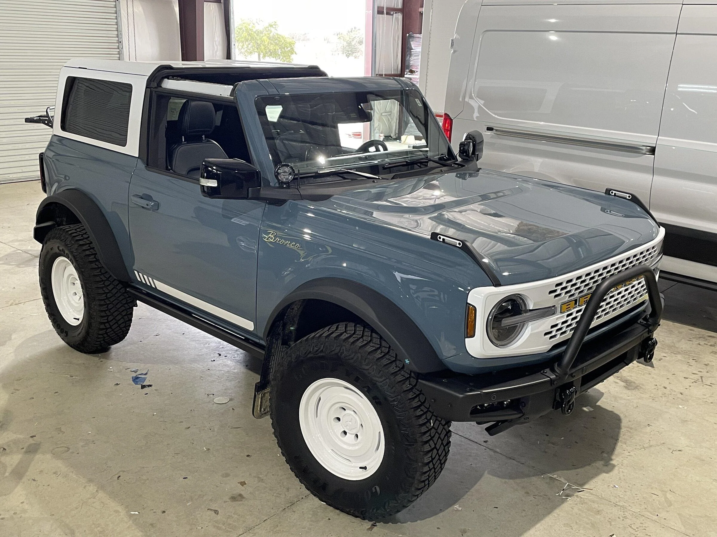 MIC Top 2.0 Professional White Vinyl Wrap DONE | Bronco6G - 2021+ Ford ...