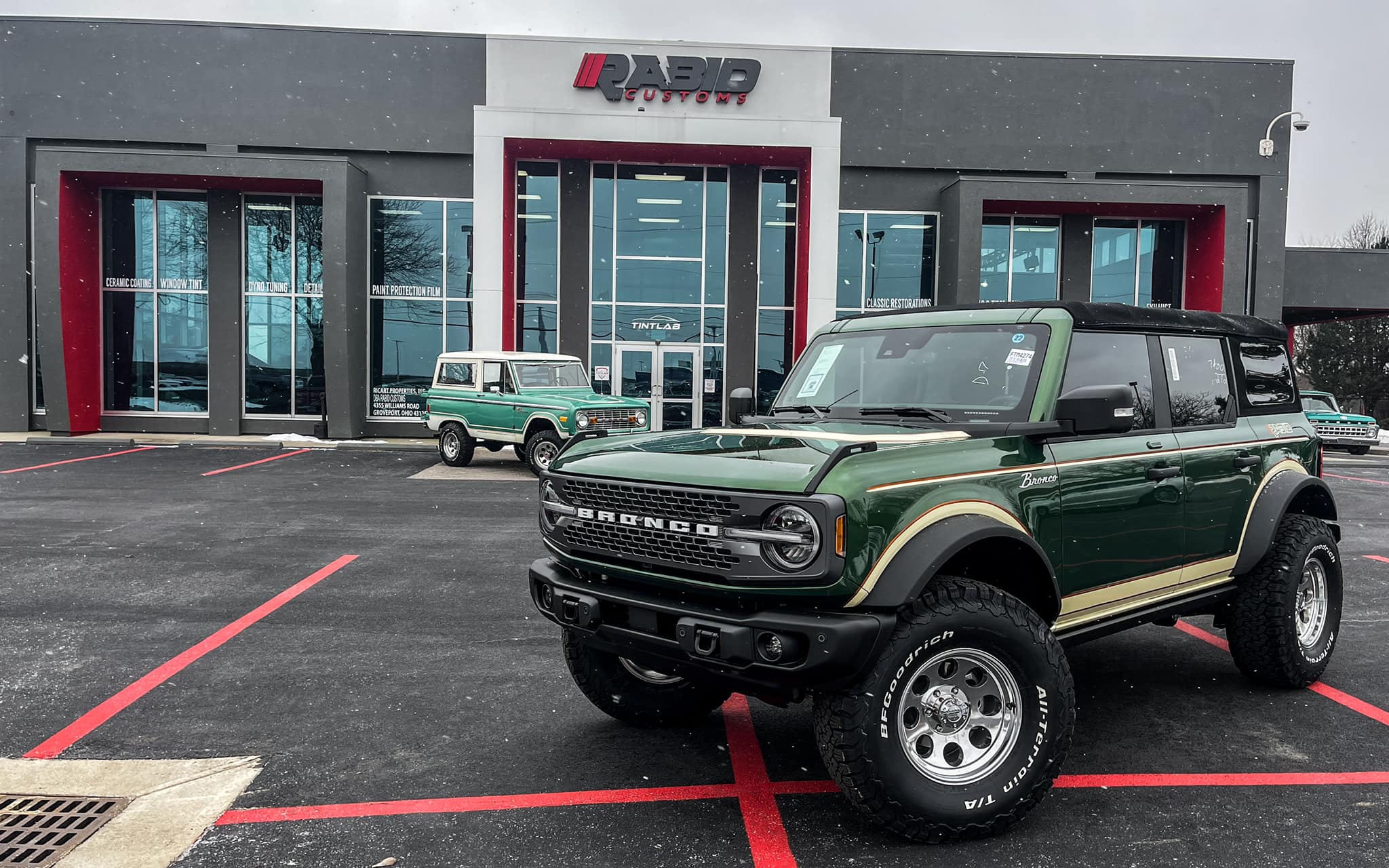 Eruption Green Retro Bronco Build! 🤩 | Bronco6G - 2021+ Ford Bronco ...