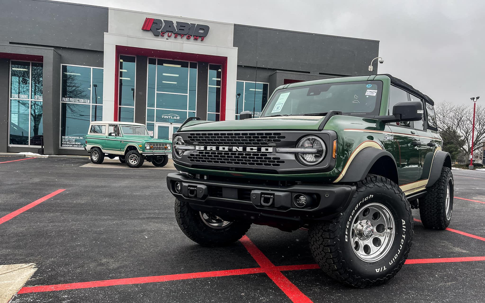 Eruption Green Retro Bronco Build! 🤩 | Bronco6G - 2021+ Ford Bronco ...