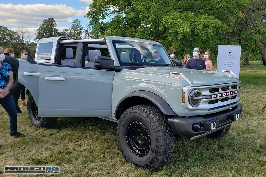 Ford Employee Roundup Bronco Event Pics | Bronco6G - 2021+ Ford Bronco & Bronco Raptor Forum ...