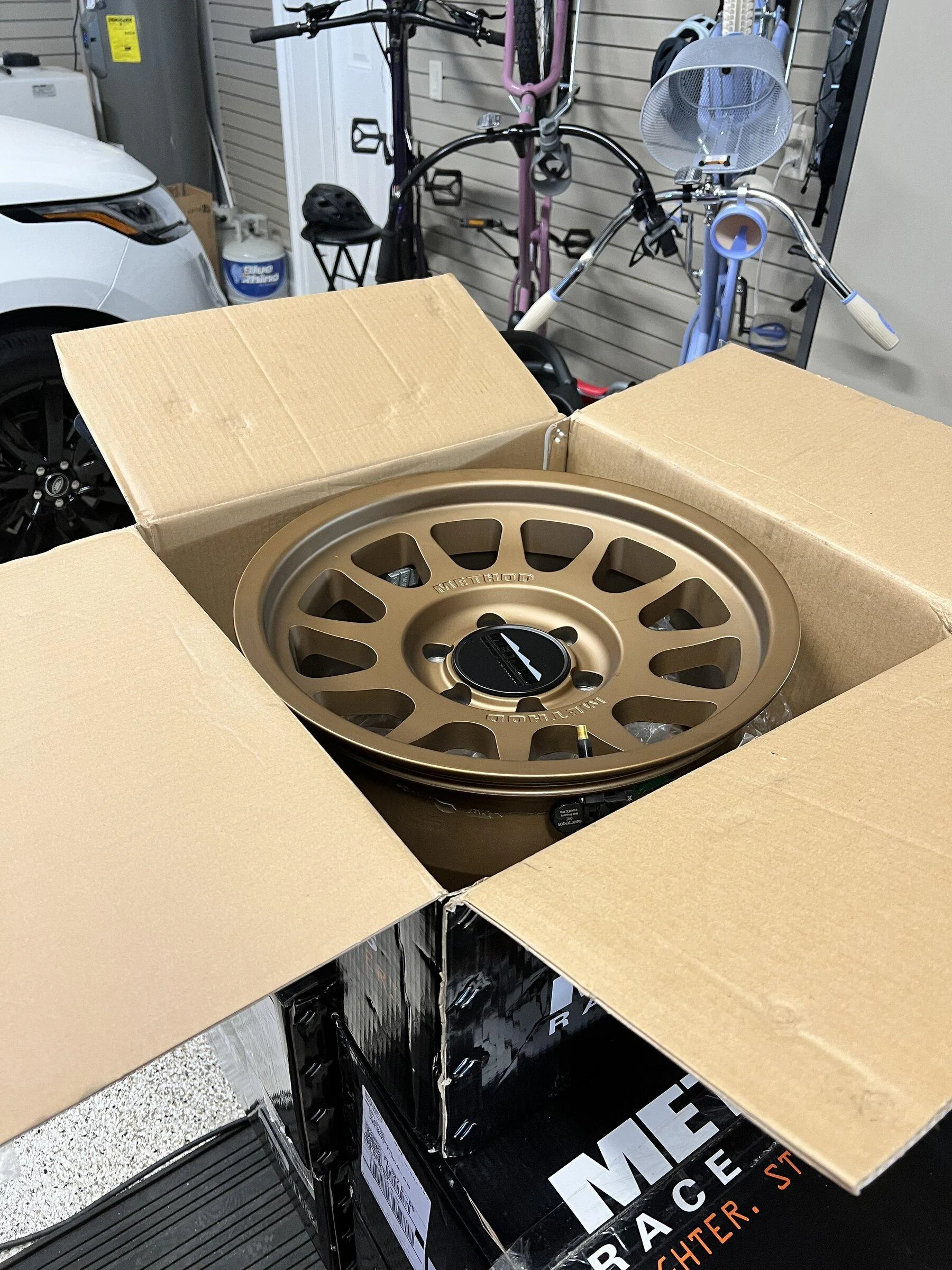 Florida - Set of 5 Method MR703 17X8.5 Bronze Wheels | Bronco6G - 2021 ...