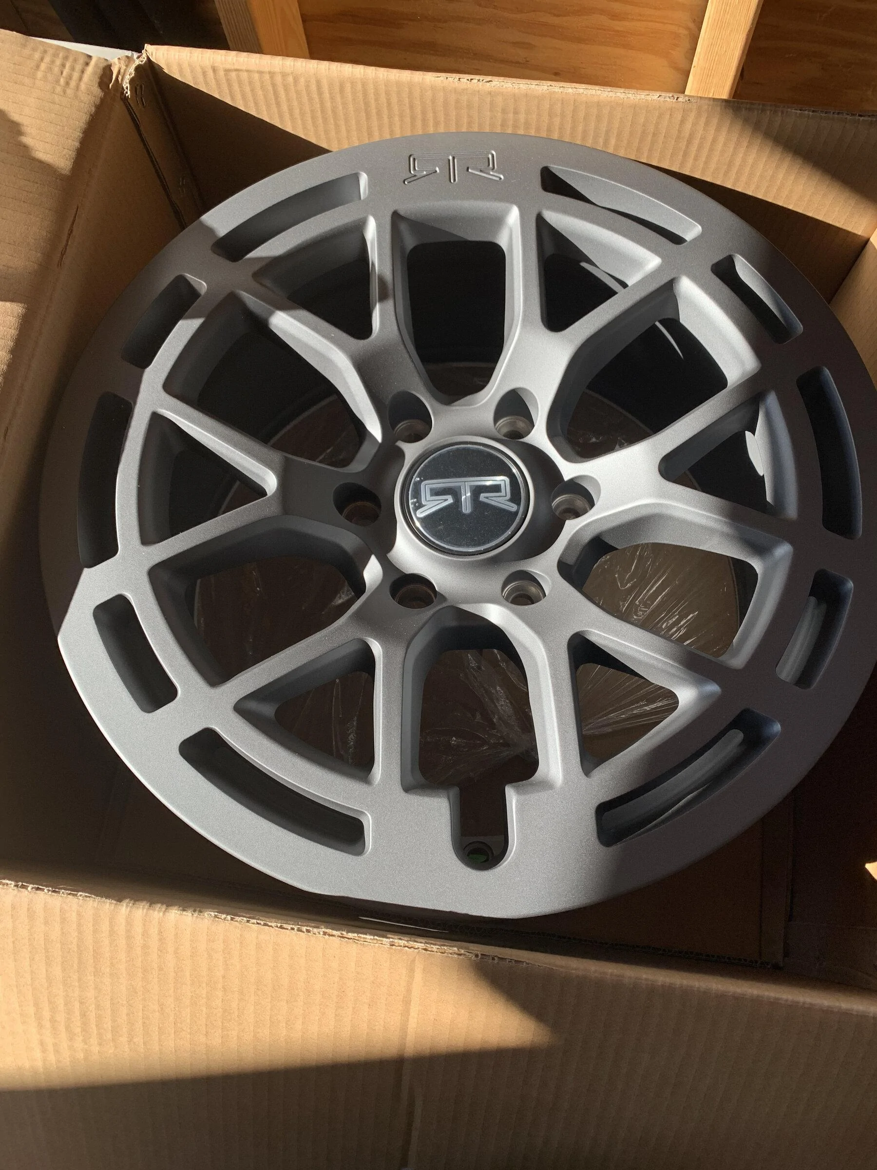 Massachusetts - Satin Charcoal RTR Tech 6 Wheels | Bronco6G - 2021 ...