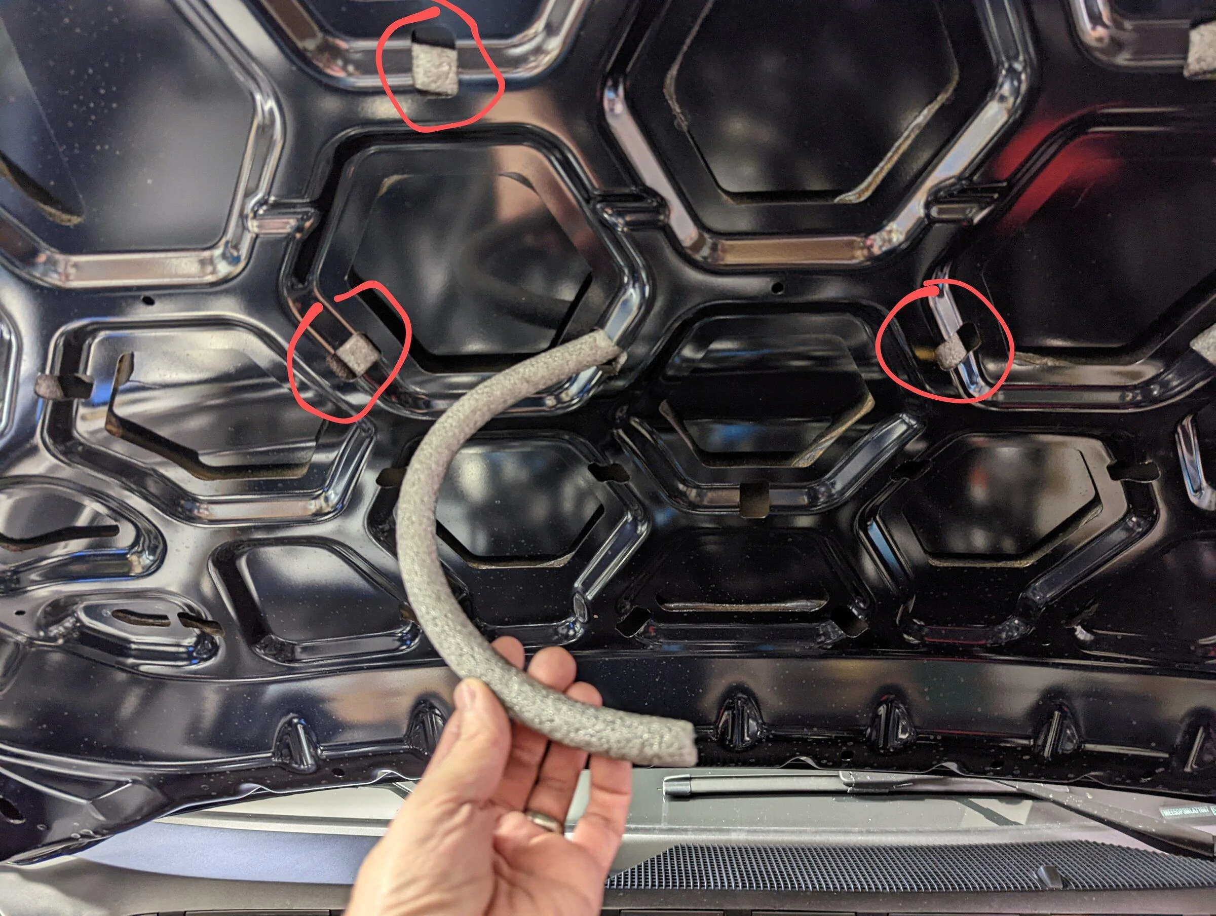 Hood flutter above 65 MPH | Bronco6G - 2021+ Ford Bronco & Bronco ...