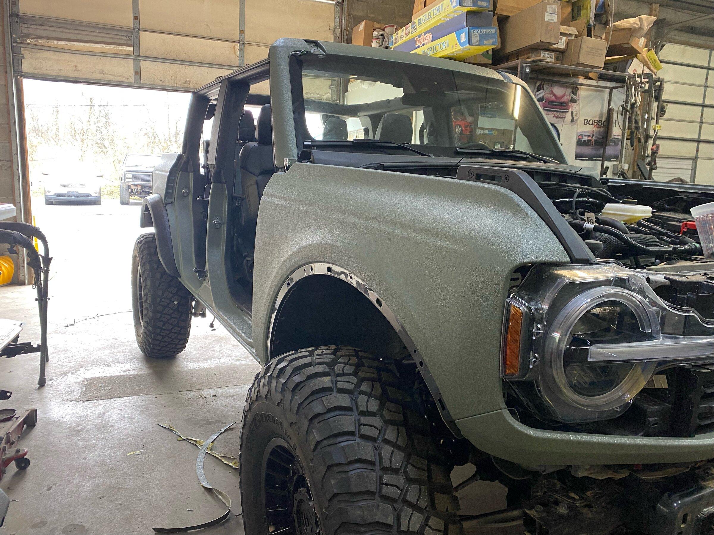 Fully Line-X the whole bronco | Bronco6G - 2021+ Ford Bronco & Bronco ...