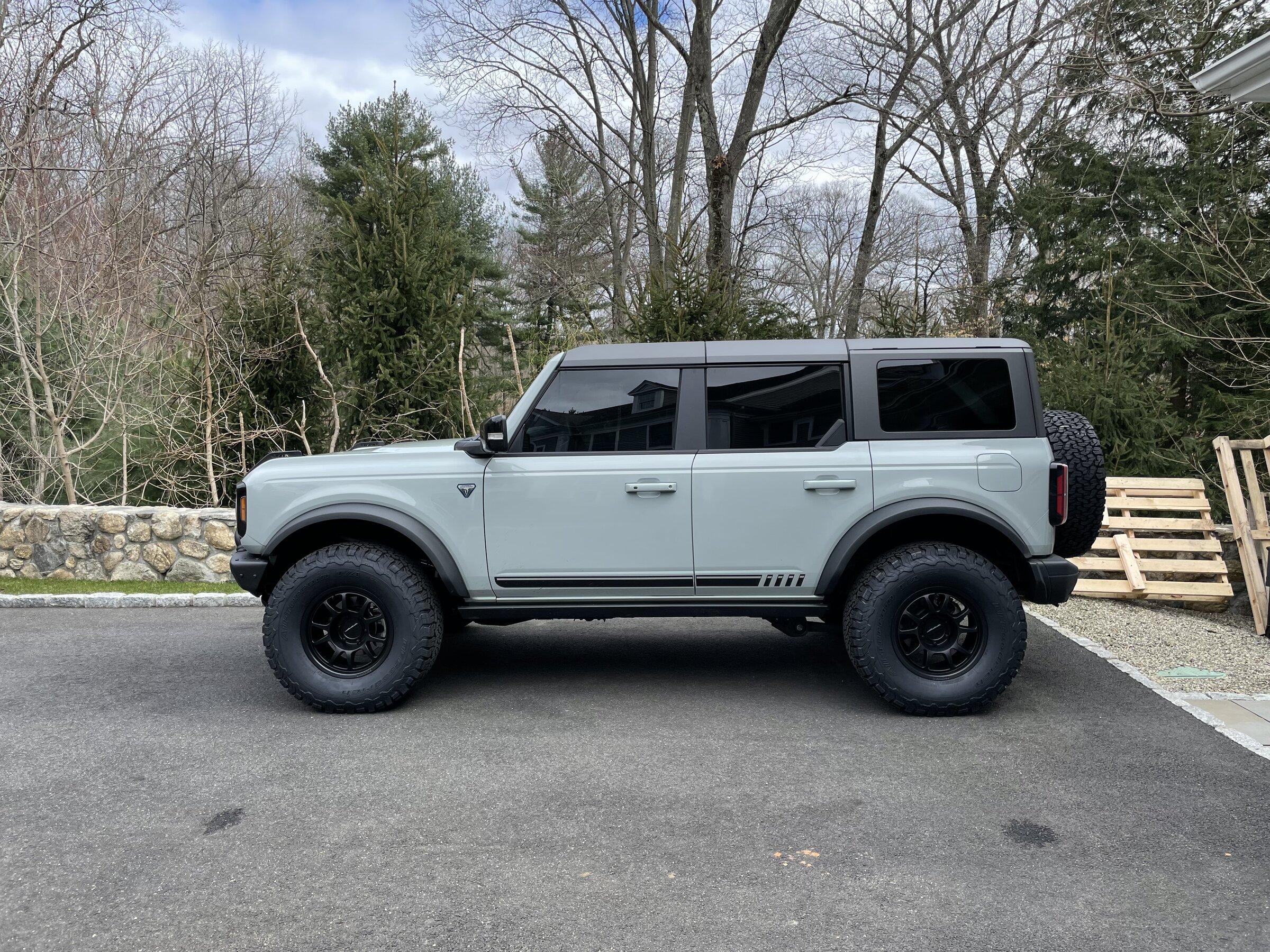 Connecticut - Method 702 with BFG K02 315/70-17 and TPMS | Bronco6G ...