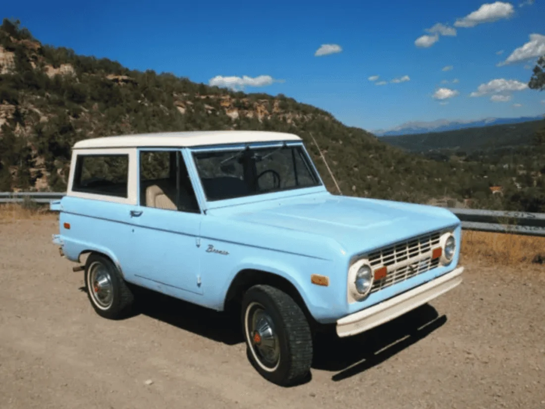 Early peek @ ROBINS EGG BLUE 2023 Bronco Color, Heritage Edition w ...