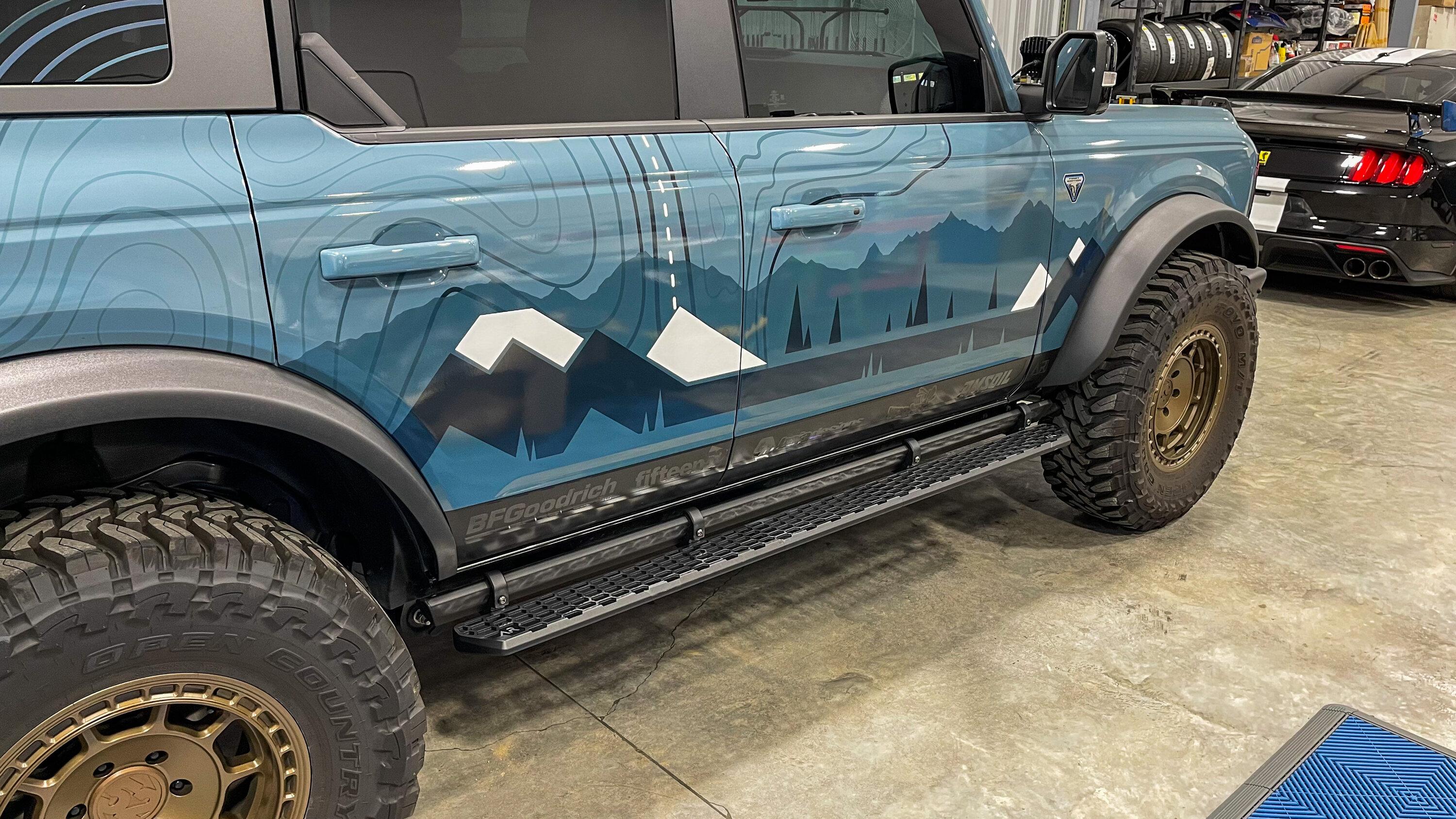 AR | MAGNUM STIRRUP® Full Length Billet Aluminum Side Step for OEM Rock ...