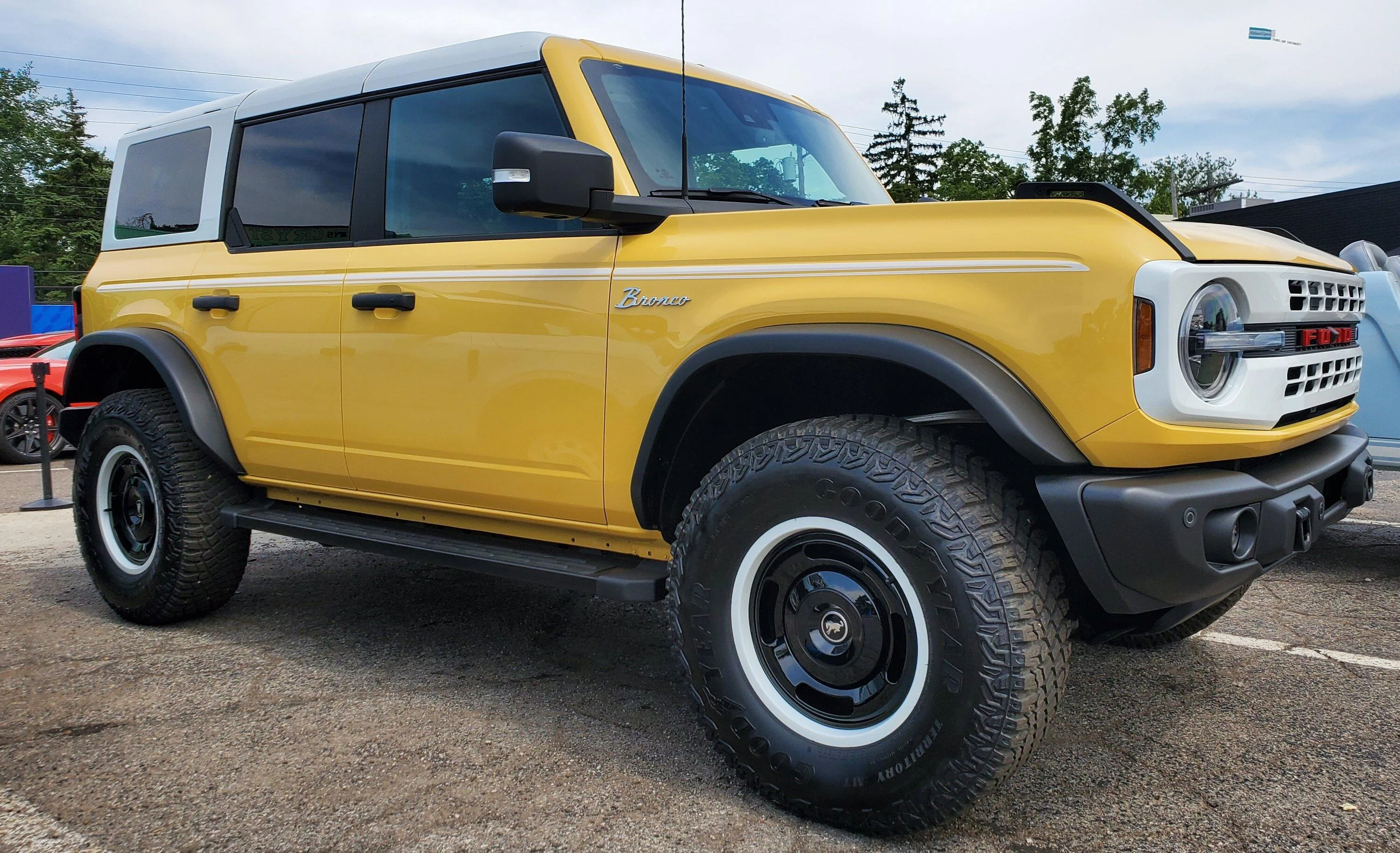 More Yellowstone & Race Red Heritage Bronco photos from Woodward ...