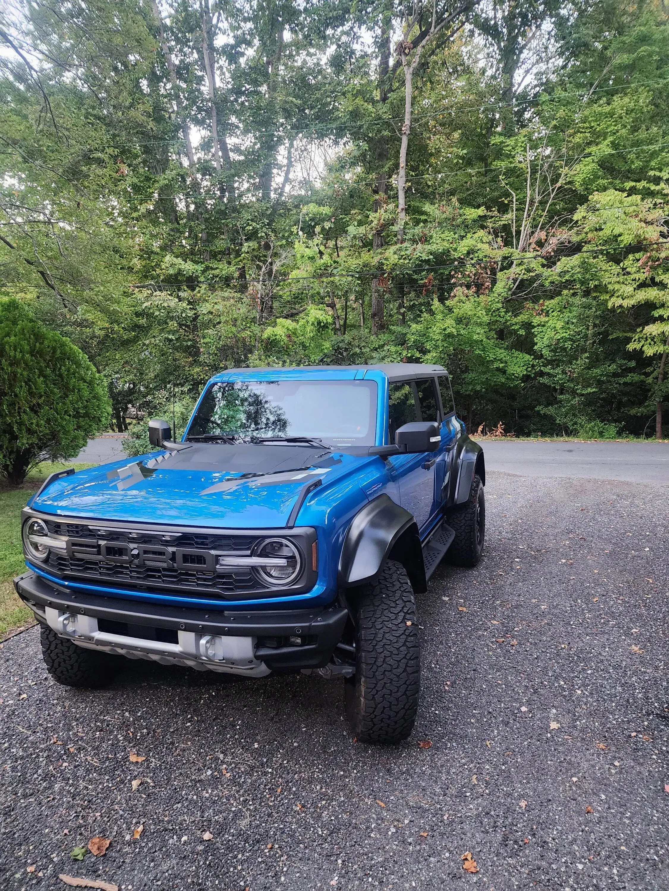 VELOCITY BLUE Bronco RAPTOR Photos Thread | Bronco6G - 2021+ Ford ...