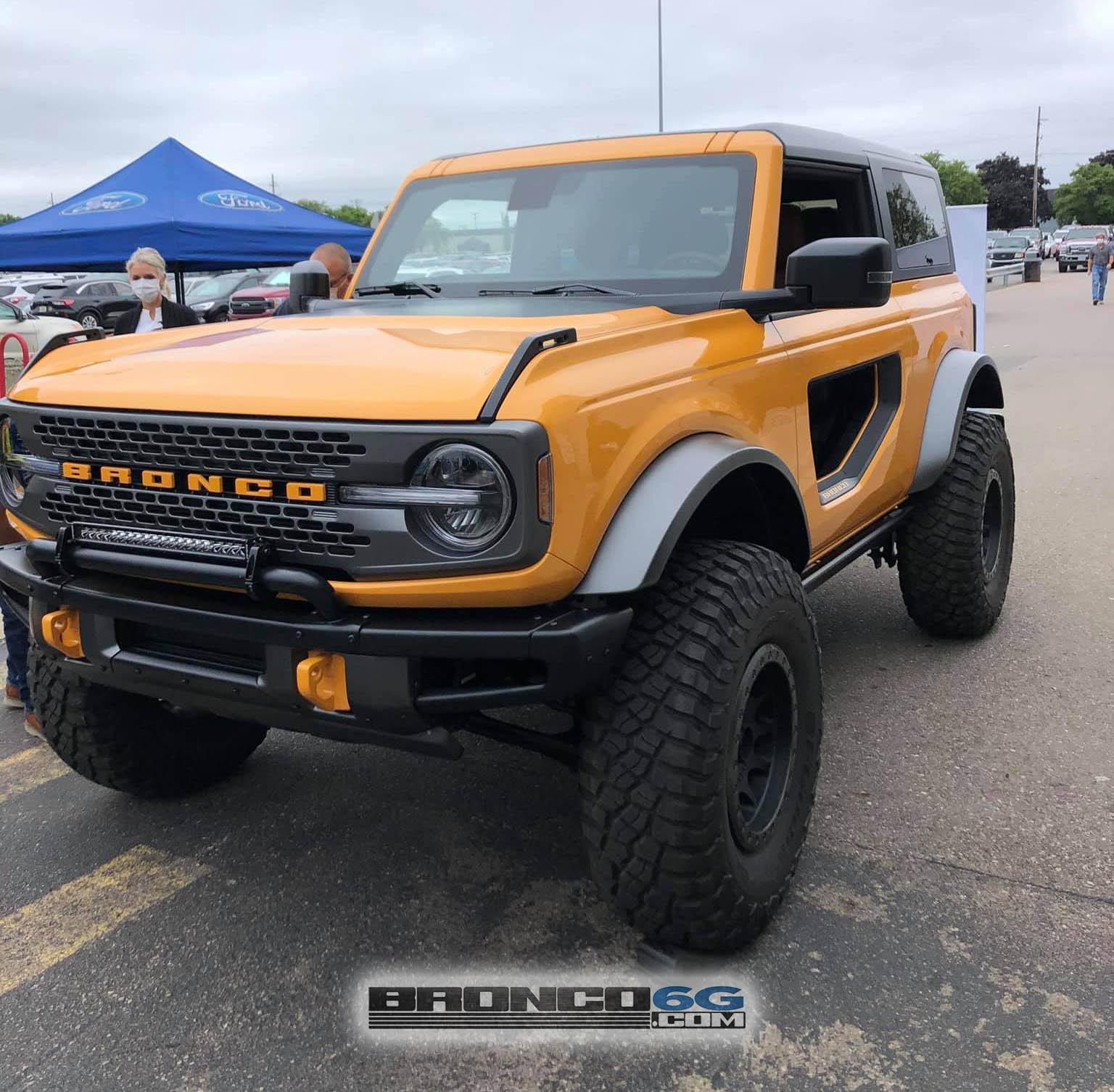 Ford is testing factory 37" inch tires for the Bronco (official teaser ...