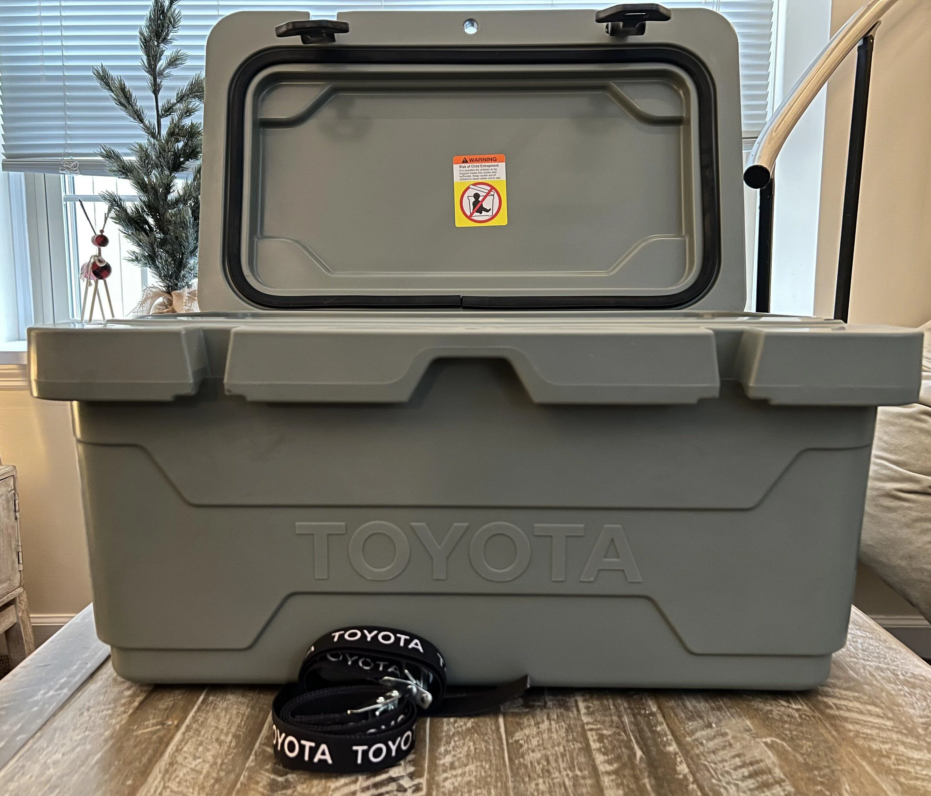 New York - Toyota 4Runner Sliding Cargo Tray/Cooler | Bronco6G - 2021 ...
