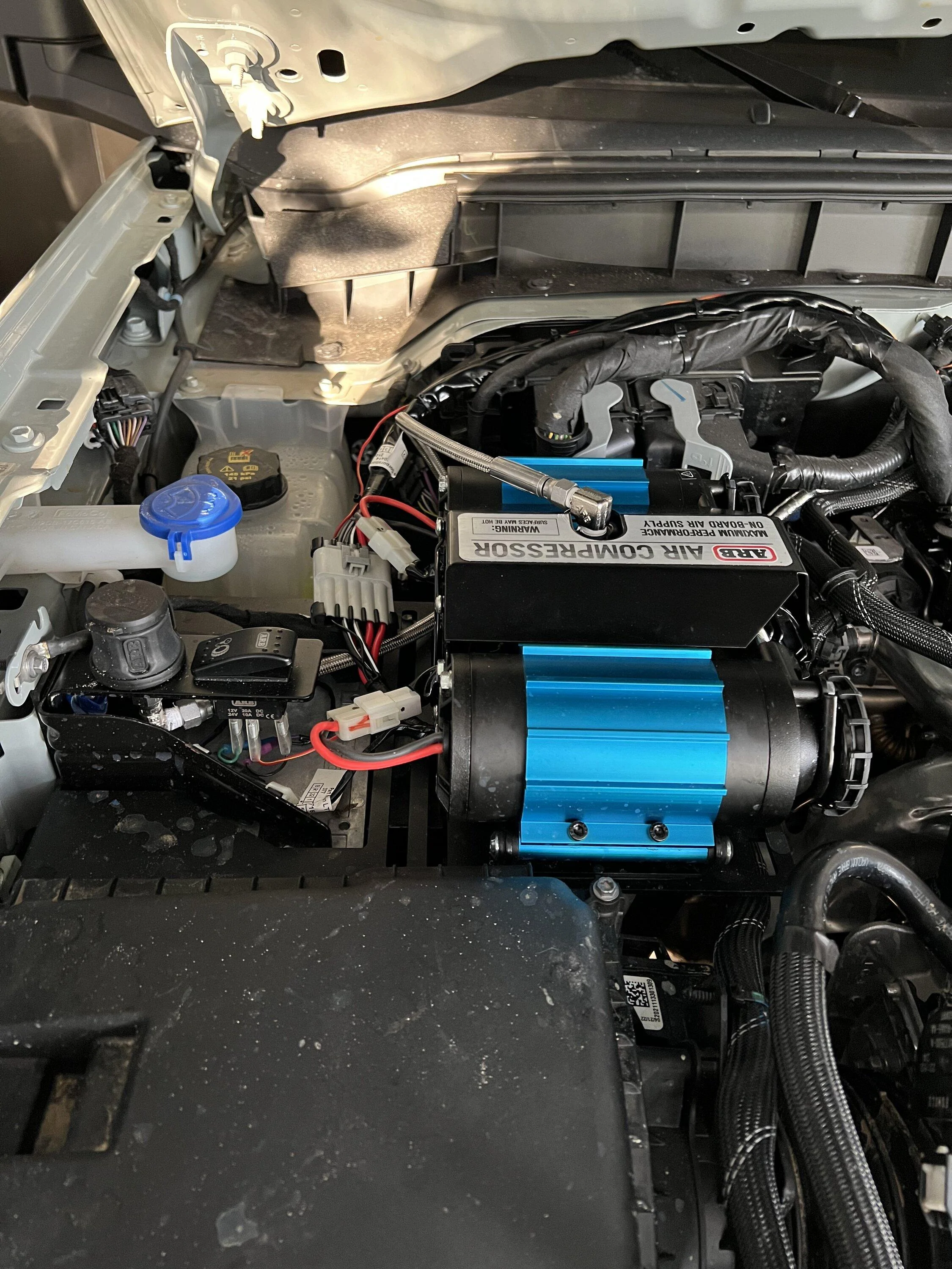 Help needed with wiring an ARB button to the twin compressor | Bronco6G ...