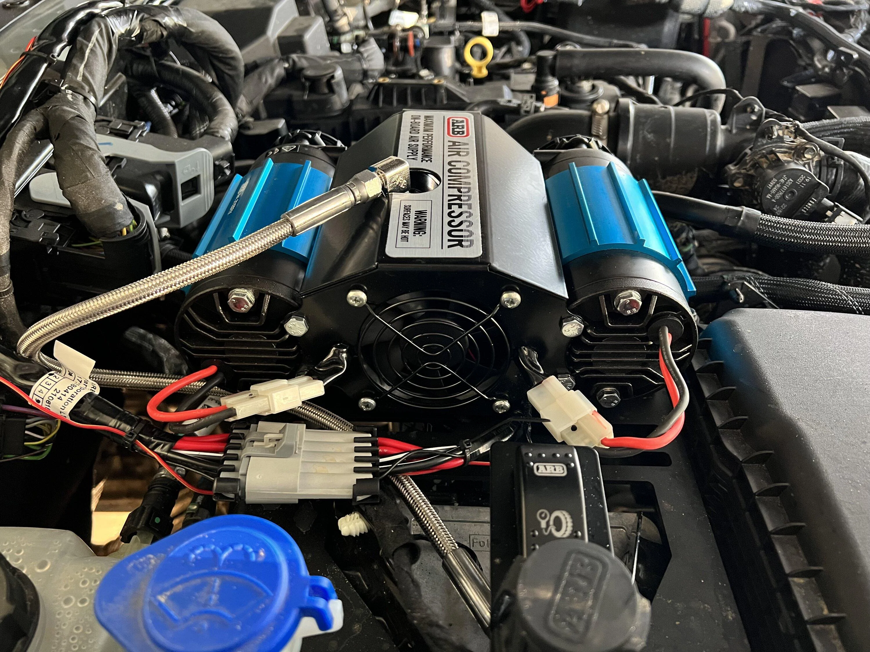 Help needed with wiring an ARB button to the twin compressor | Bronco6G ...