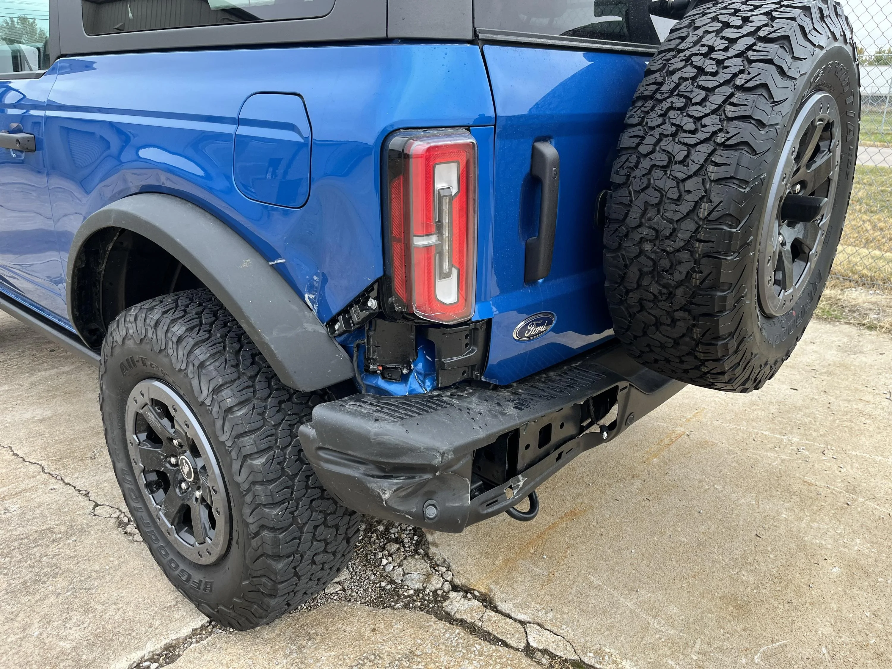 Salvage 2 Door Badlands Gets a Second Life. Restoration & Modified ...