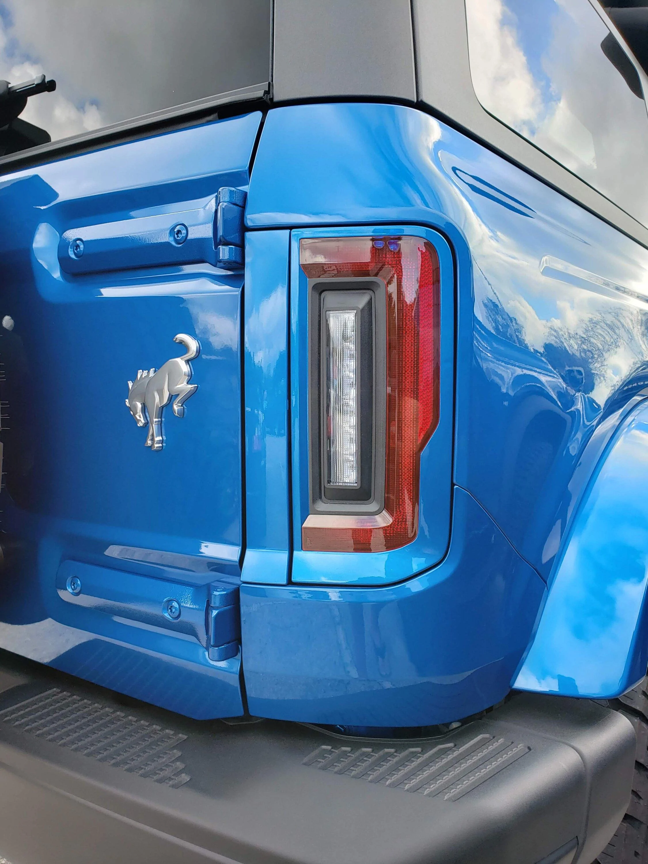 FIRST LOOK: Flush Style LED Tail Lights Painted Body Color | Bronco6G ...
