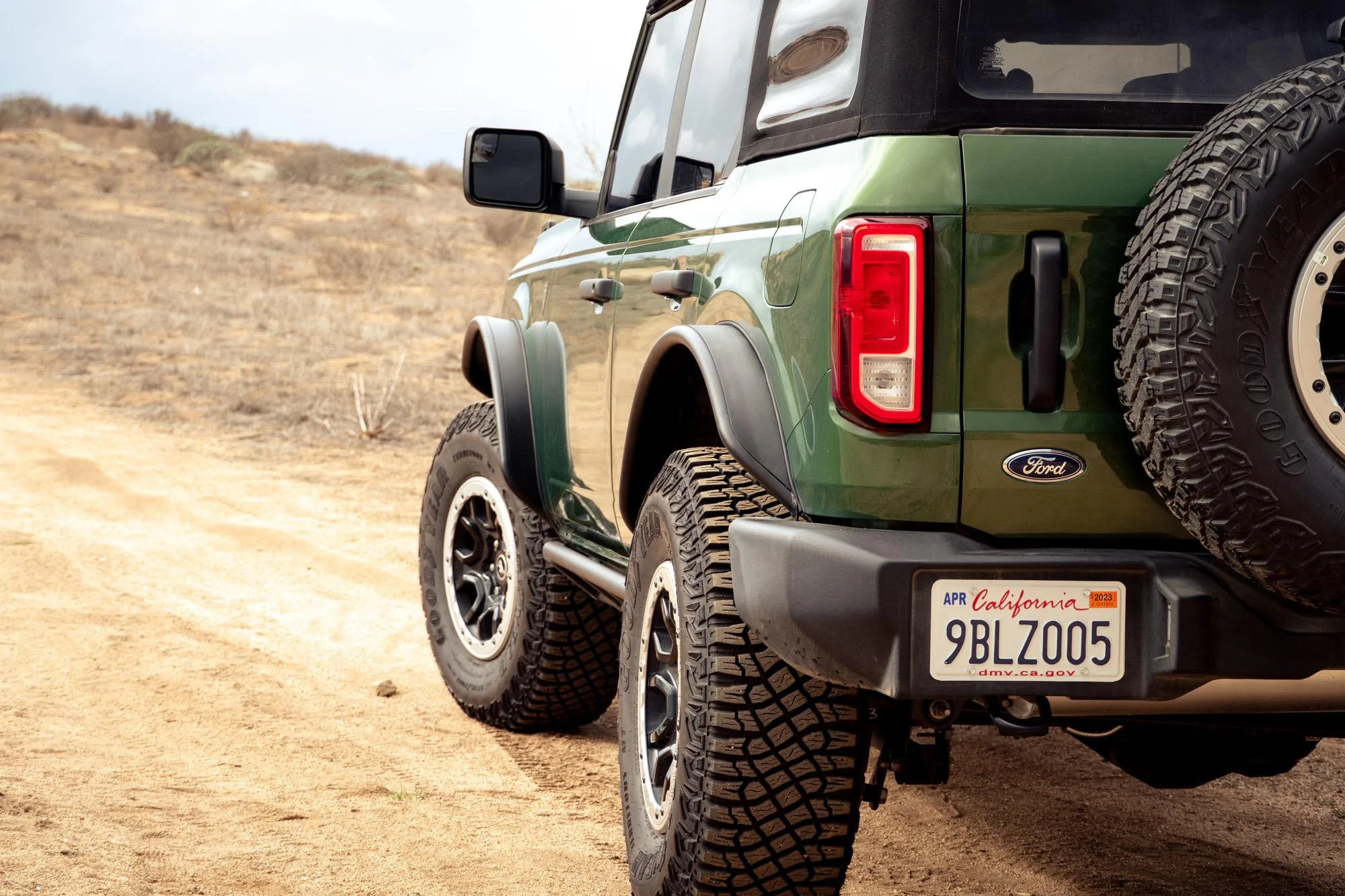 DV8 Offroad | Tube Fender Flares | Bronco6G - 2021+ Ford Bronco ...