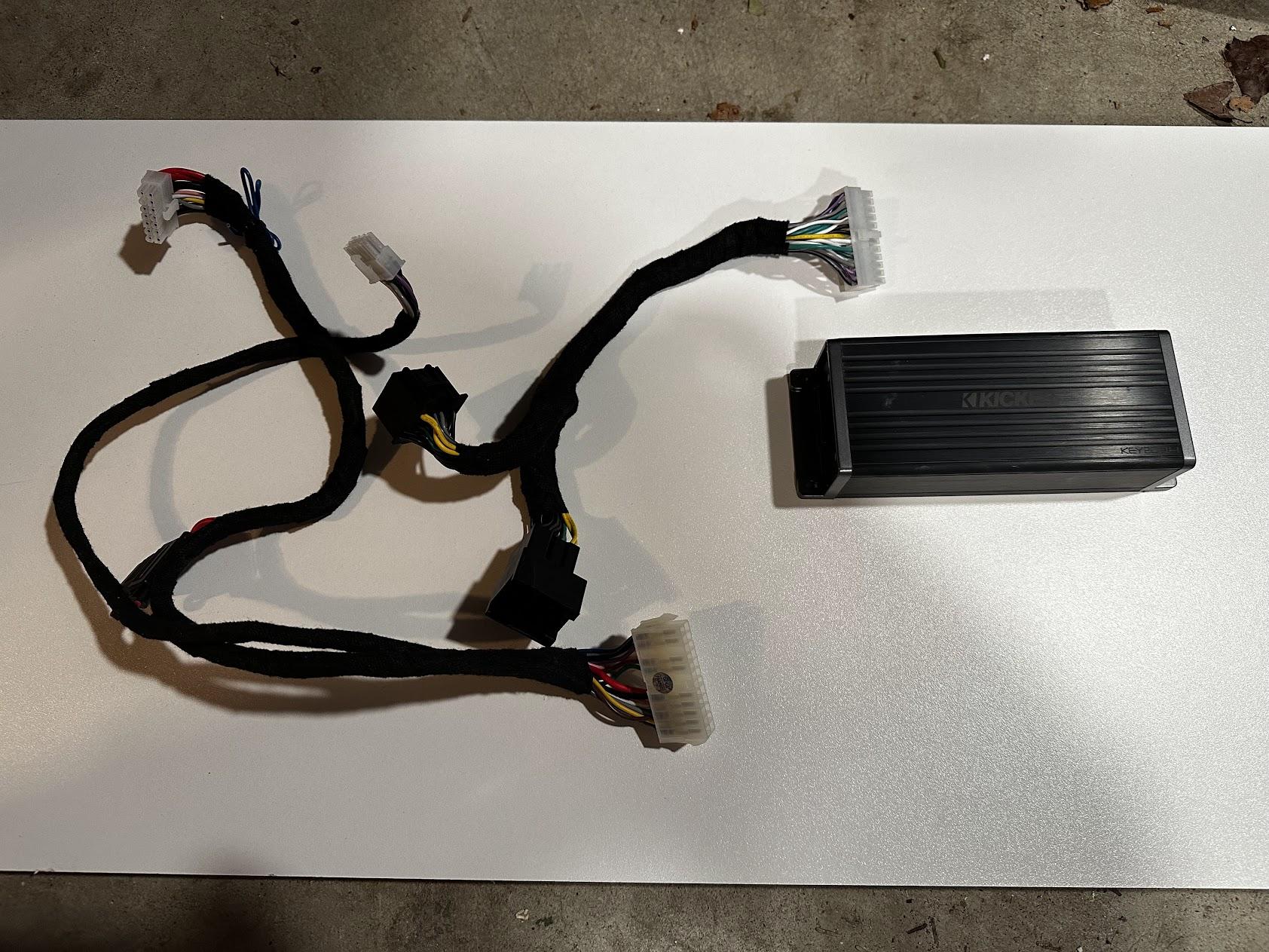 Rhode Island - Kicker Key 200.4 with Plug and Play Adapter (kit 11 ...