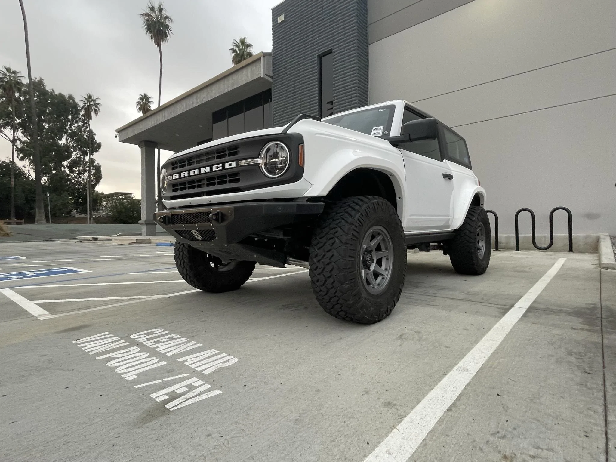 Just got the 2-Door ADV 5" fenders installed | Bronco6G - 2021+ Ford ...