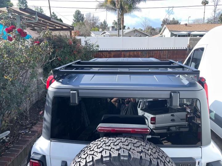 Roof rack installed on Bronco Raptor | Bronco6G - 2021+ Ford Bronco ...