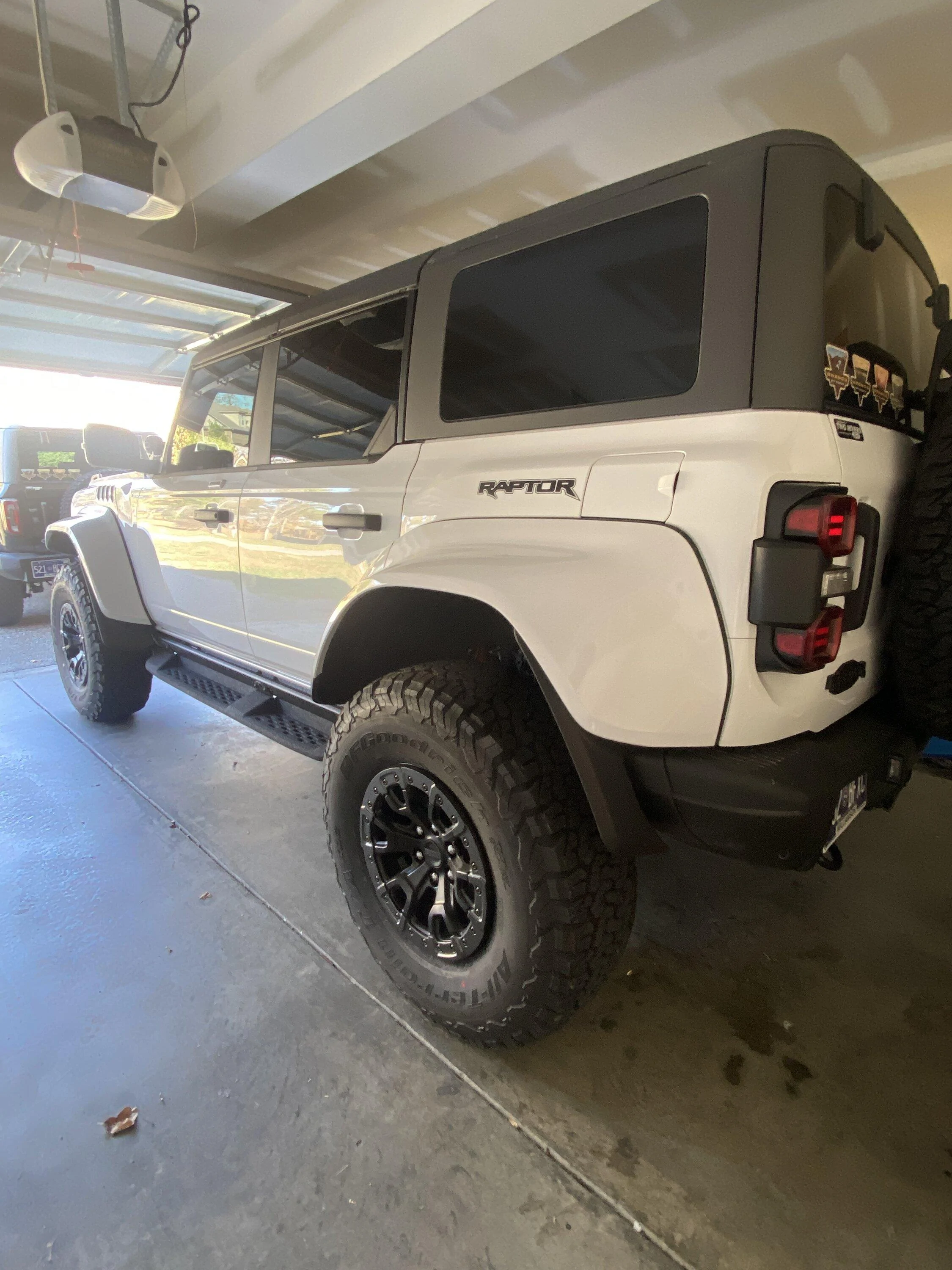 White Bronco Raptor w/ vinyl wrapped flares. Rigid 40” light bar ...