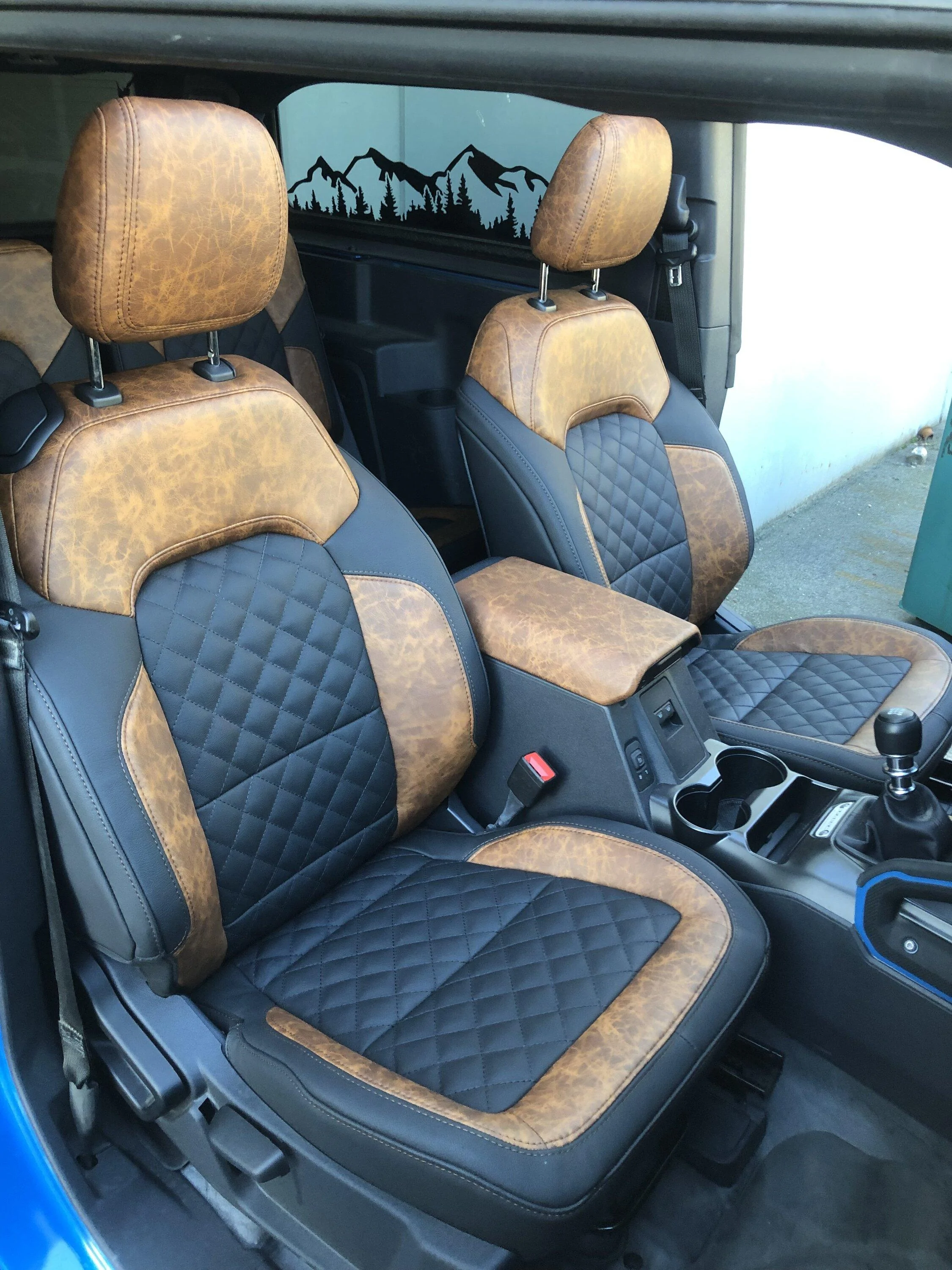 Custom Interior & Seats Inspired by Pre-Production Bronco | Bronco6G ...