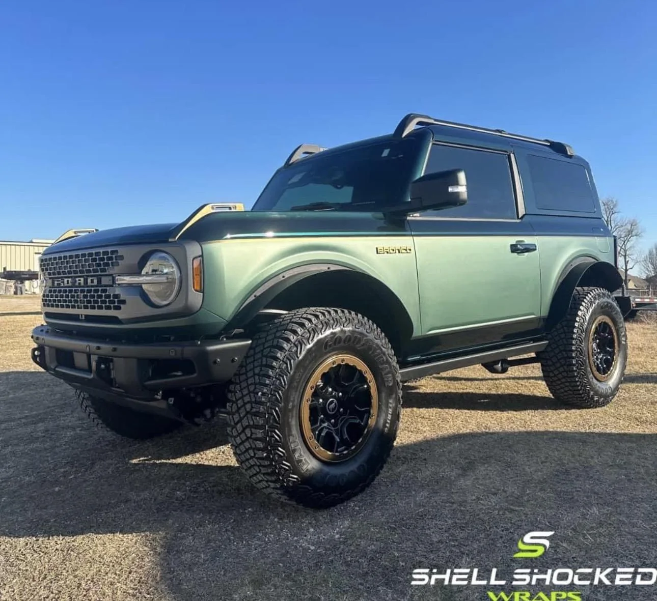 It’s a wrap! 2-Tone Bronco Badlands in 3M matte pine green + TeckWrap ...