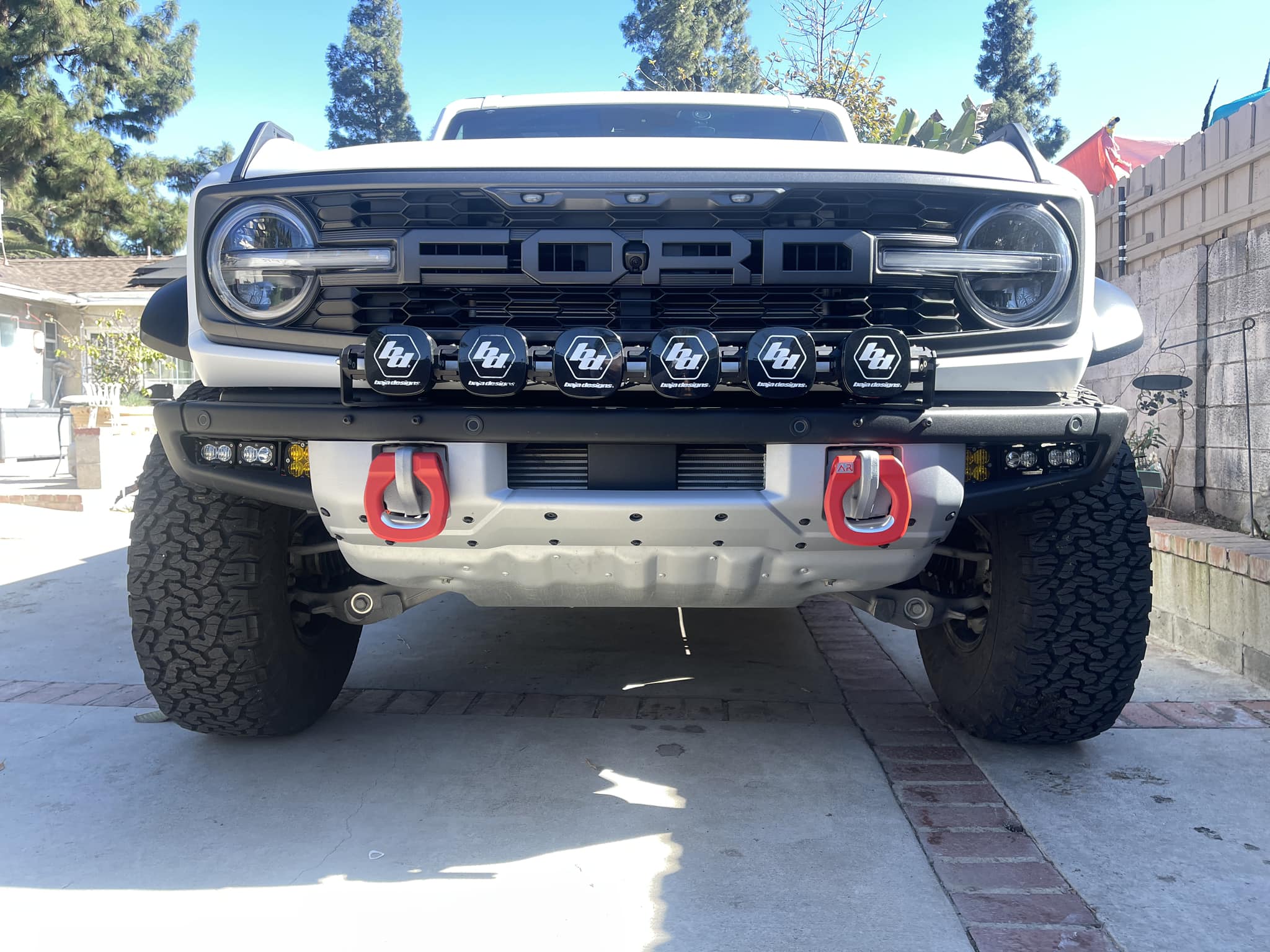OXFORD WHITE Bronco RAPTOR Photos Thread | Bronco6G - 2021+ Ford Bronco ...