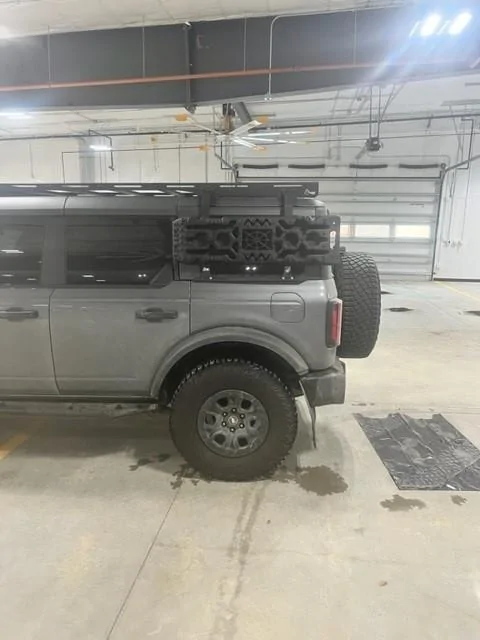 Recovery boards mounted on Pak Rax | Bronco6G - 2021+ Ford Bronco ...