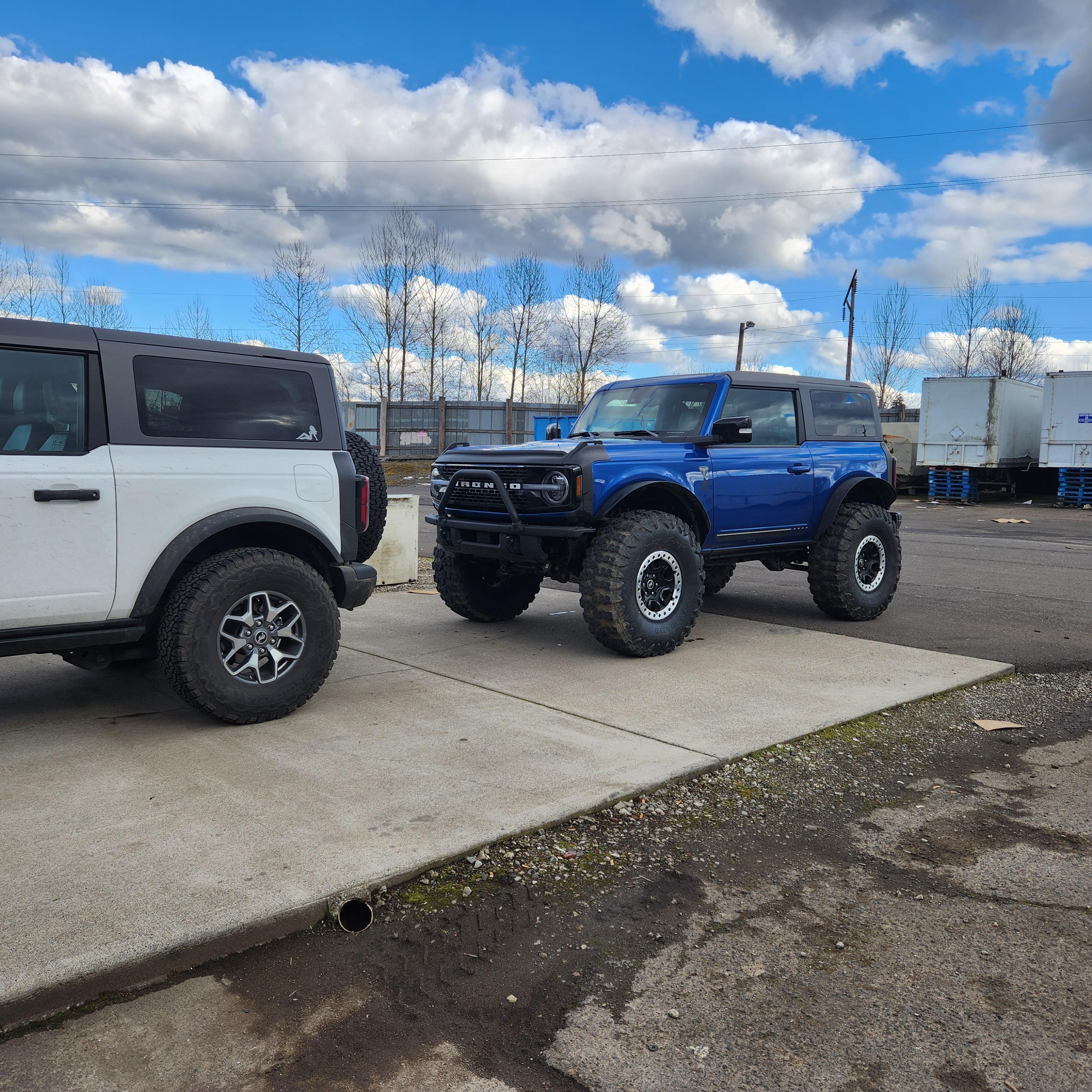 Bigger Meats. 2-Door Bronco Rolling on 40s | Bronco6G - 2021+ Ford ...