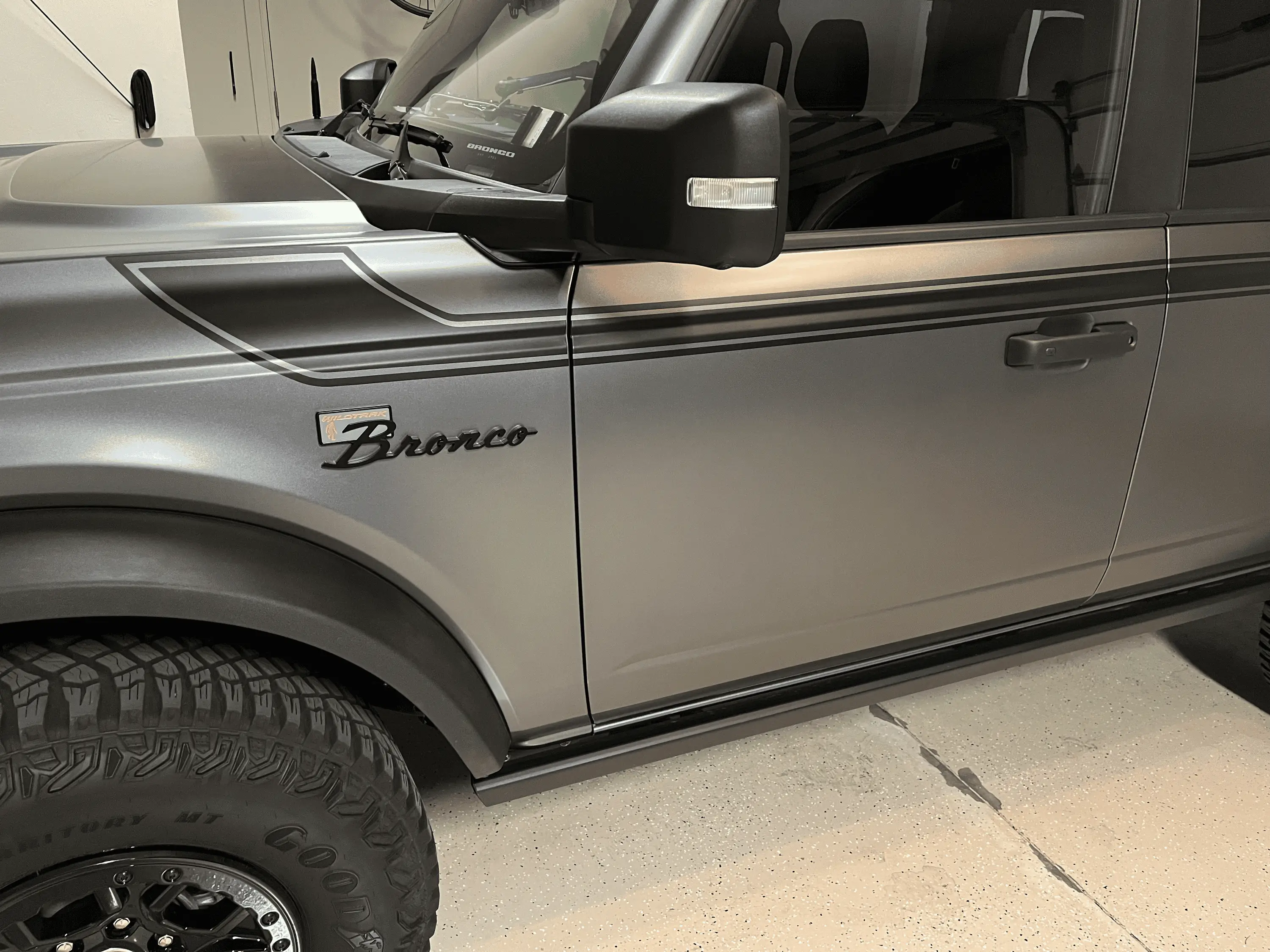 Put any cool / unique vinyl decals on your Bronco? Let's see them ...
