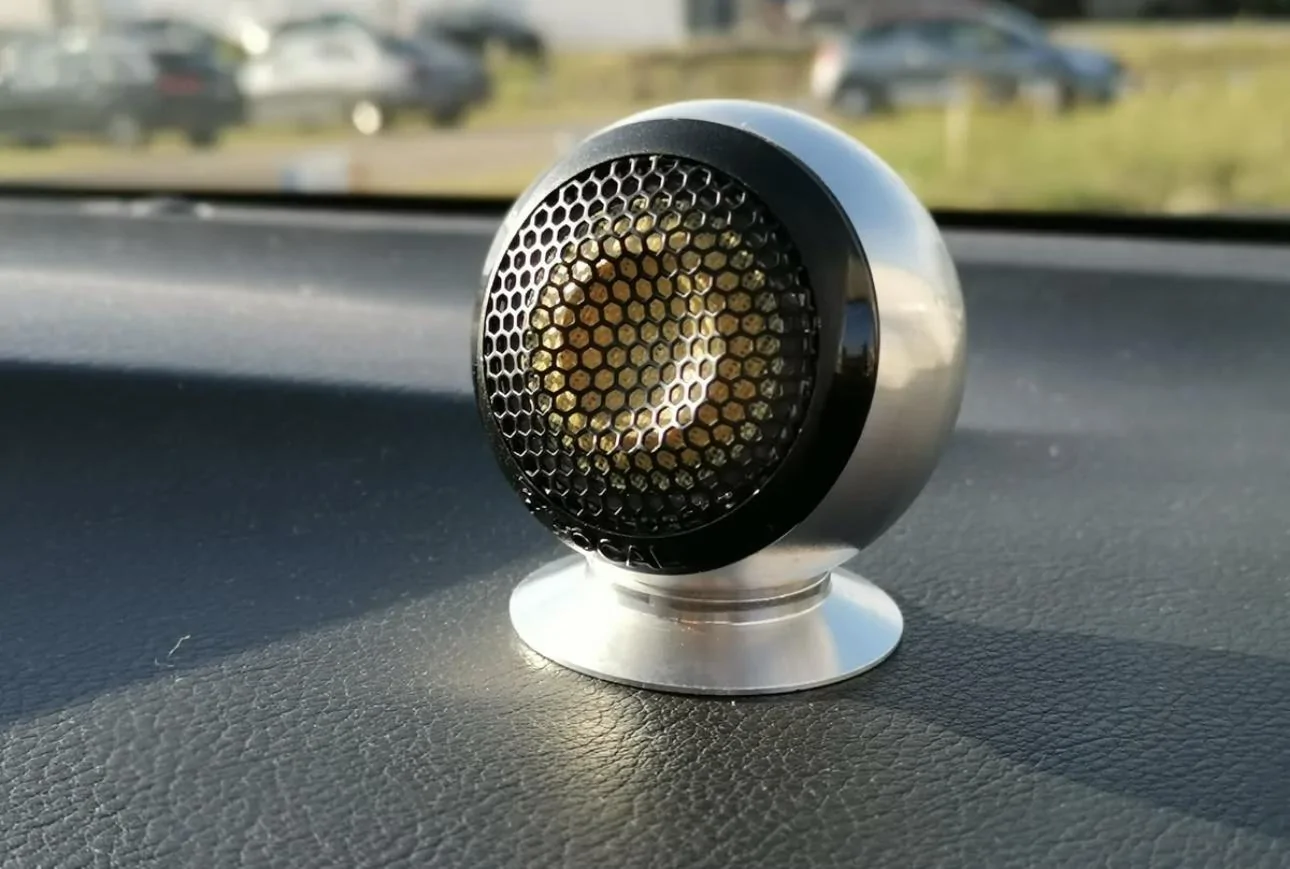 Surface mounted A-Pillar tweeters - has anyone done or seen flush ...
