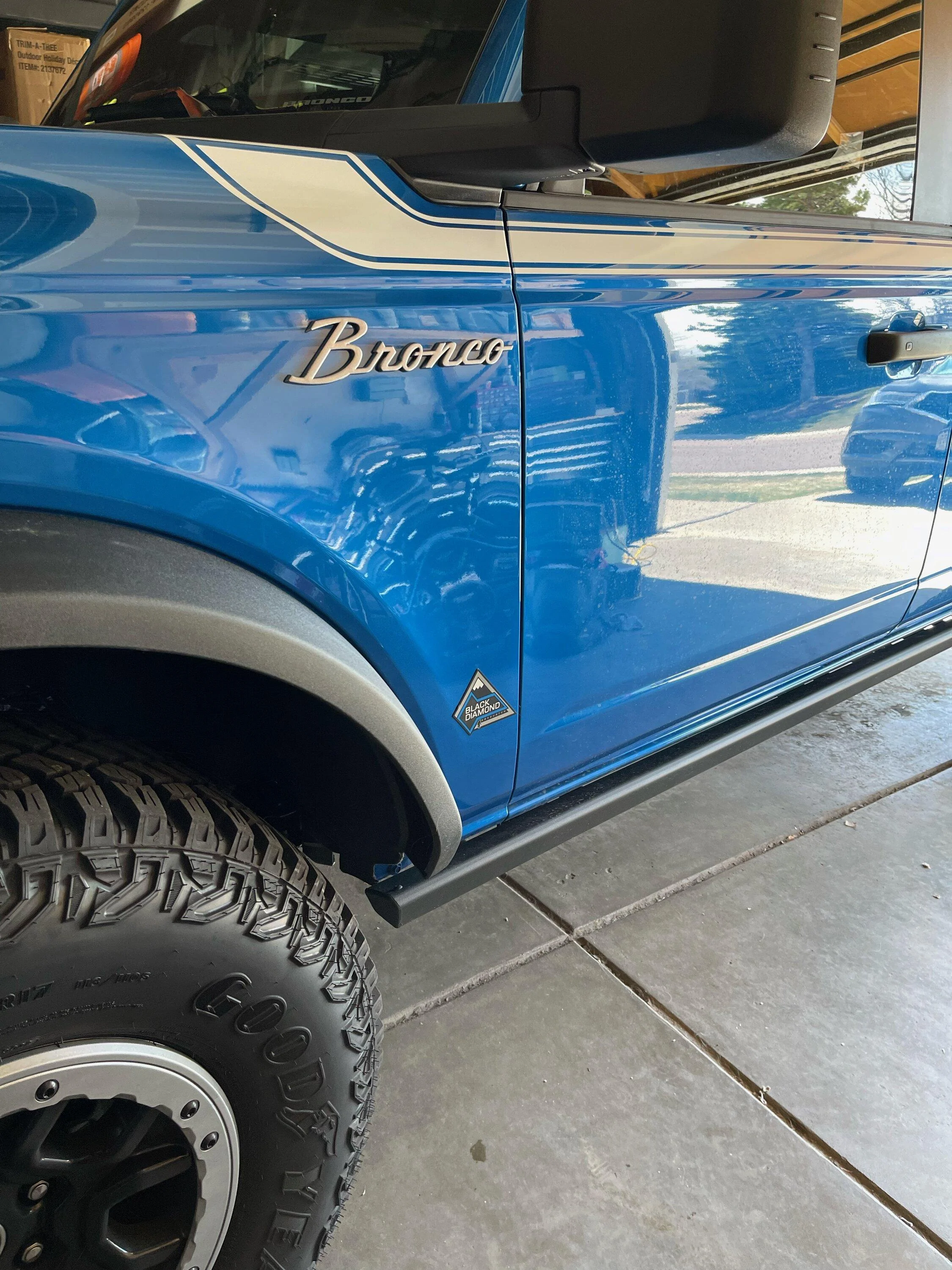 Put any cool / unique vinyl decals on your Bronco? Let's see them ...