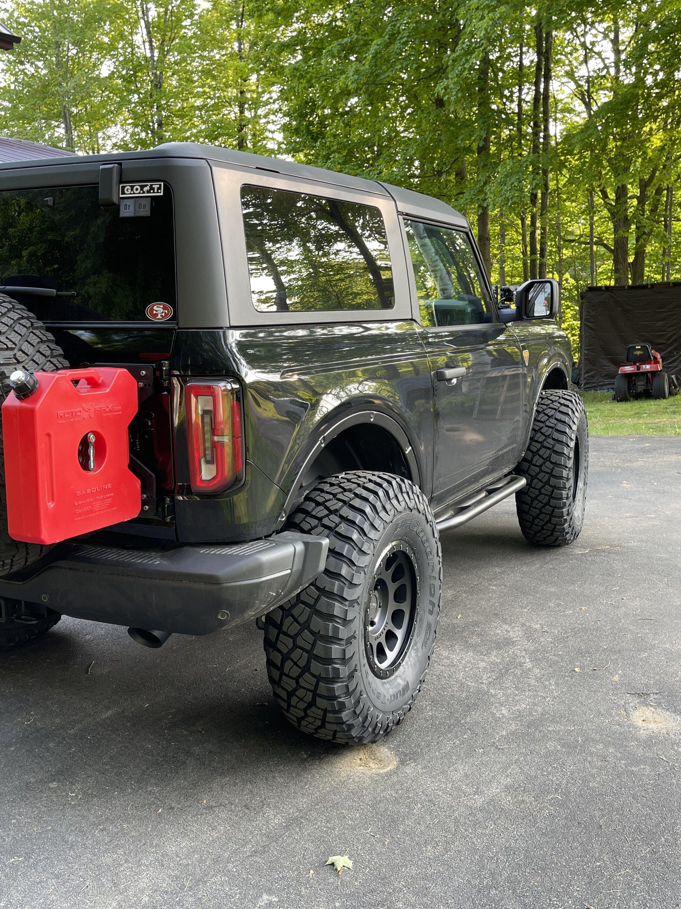 Installed Method MR305 wheels / BFG KM3 37x12.5 -17 / Broncbuster ...