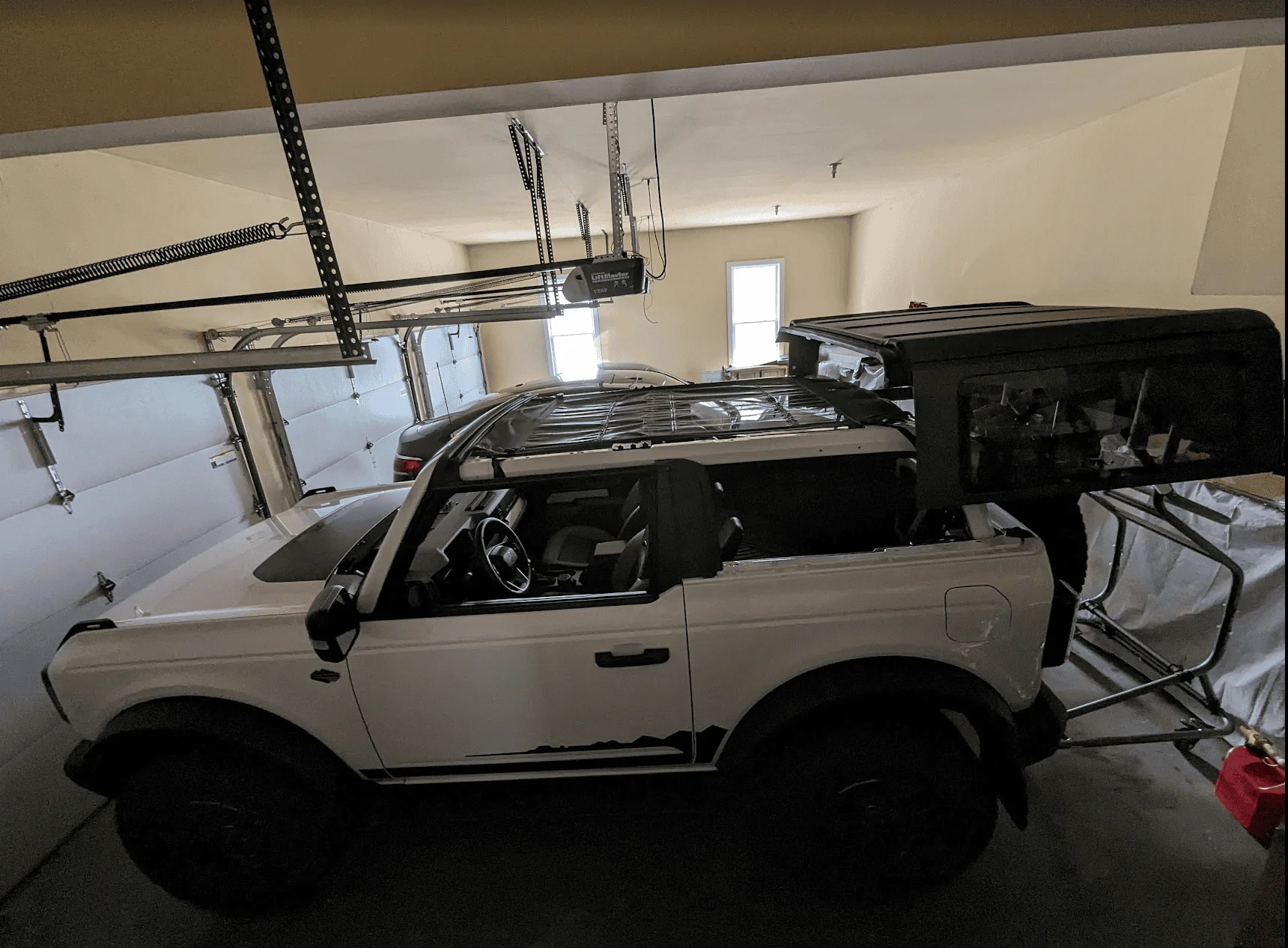 TopLift Pro 2-Door Bronco Top Removal Tool | Bronco6G - 2021+ Ford ...