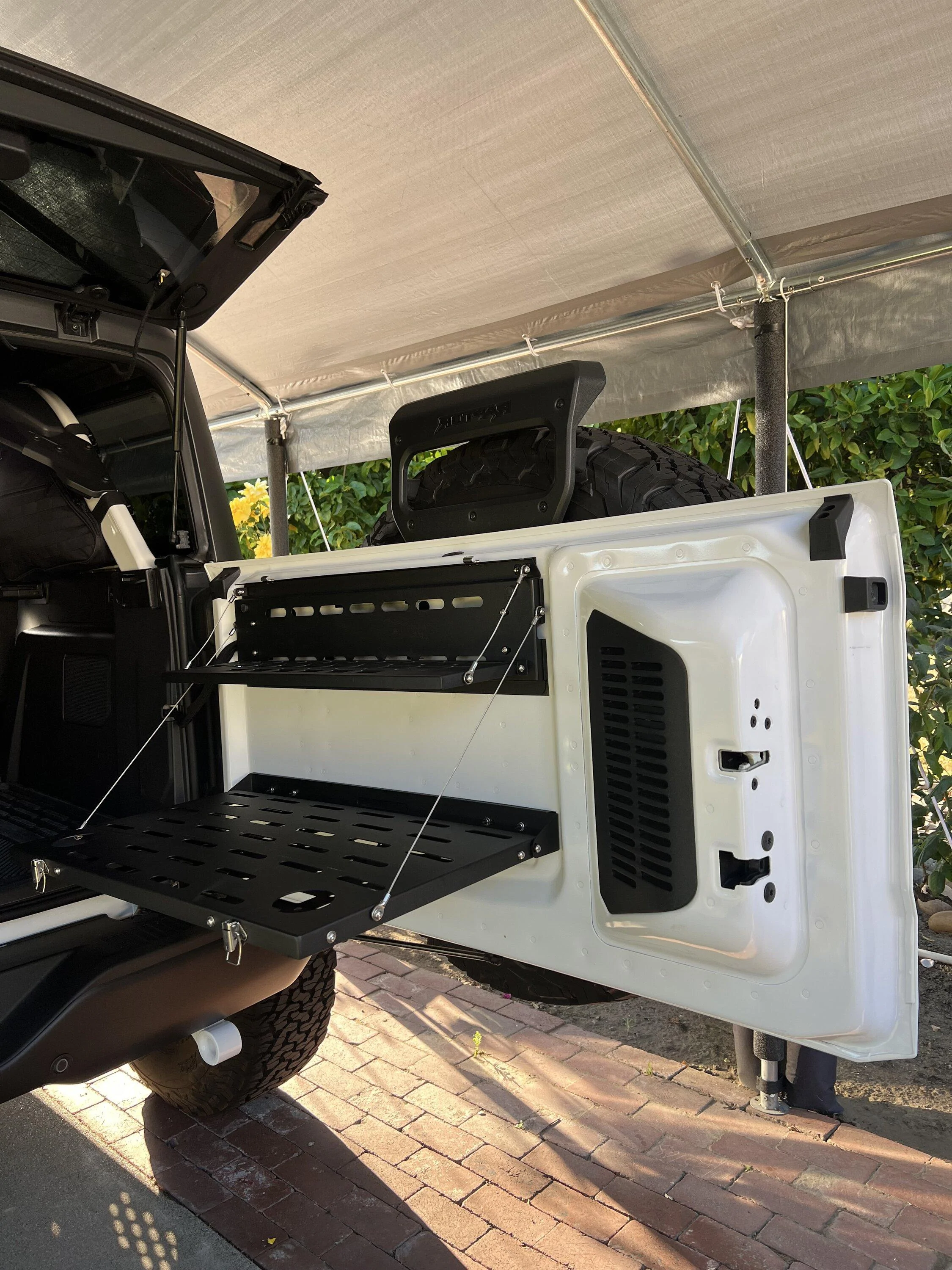 IAG Tailgate Table vs… OTHERS/Recommendations | Bronco6G - 2021+ Ford ...