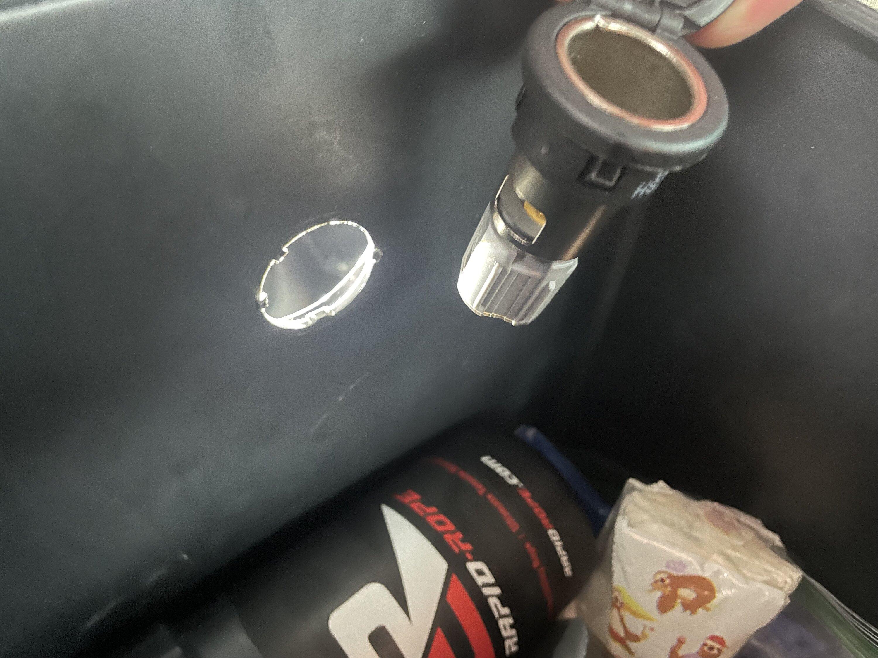 Center Armrest Console - Replacing cig lighter w/ USB-C outlet ...