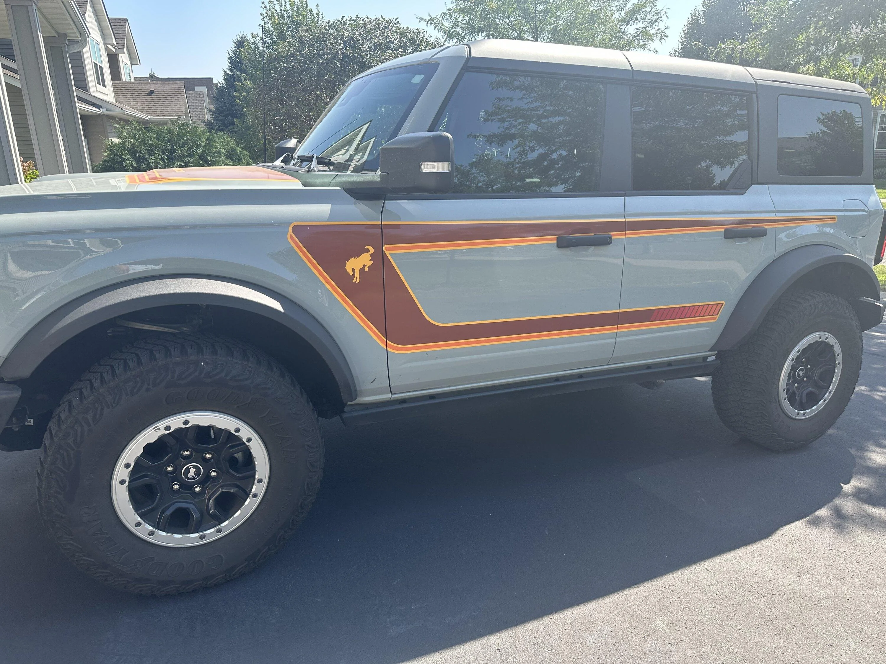 Put any cool / unique vinyl decals on your Bronco? Let's see them ...