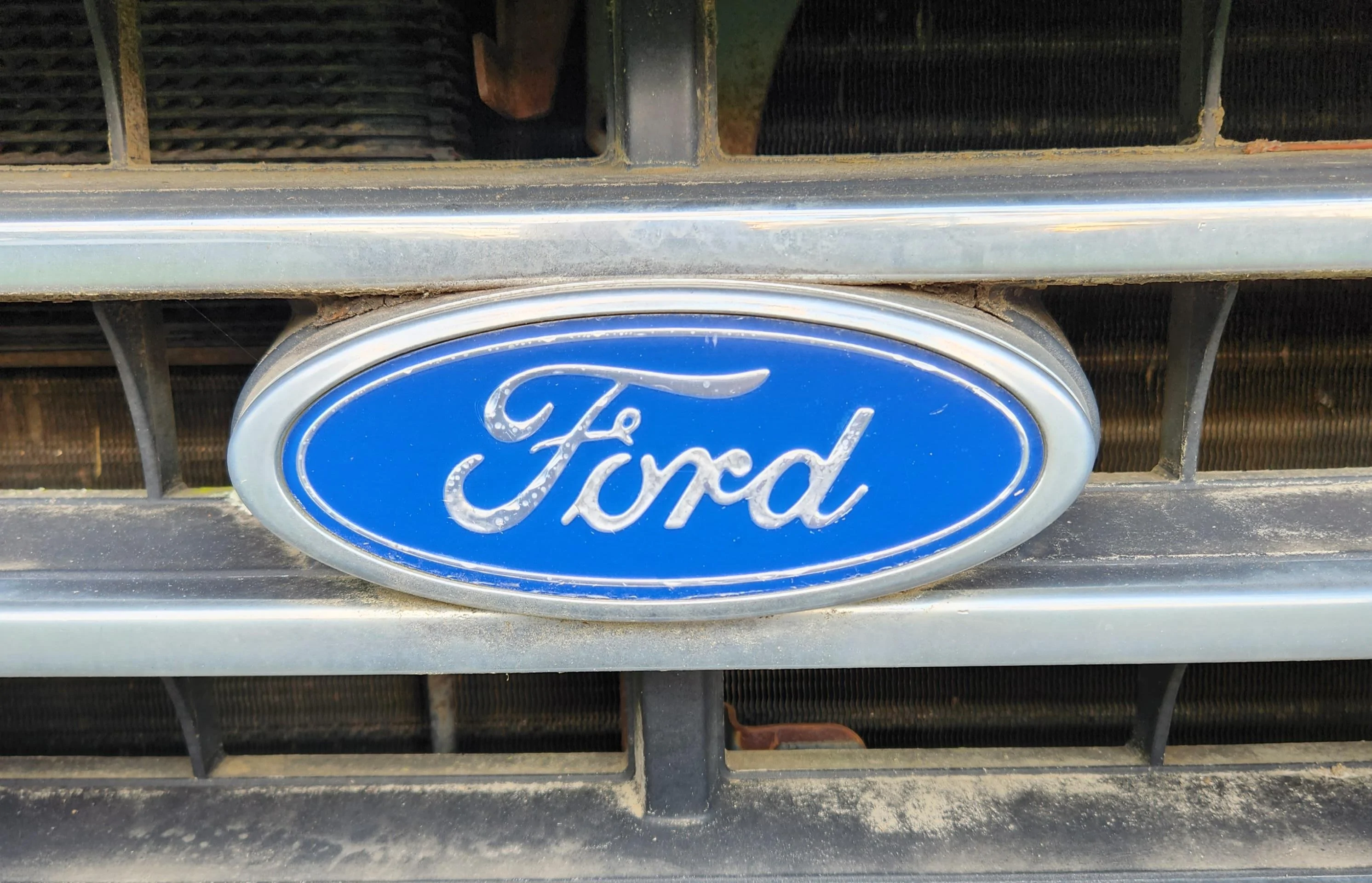 New Ford Blue Oval Logo Ditches Chrome | Page 4 | Bronco6G - 2021+ Ford ...