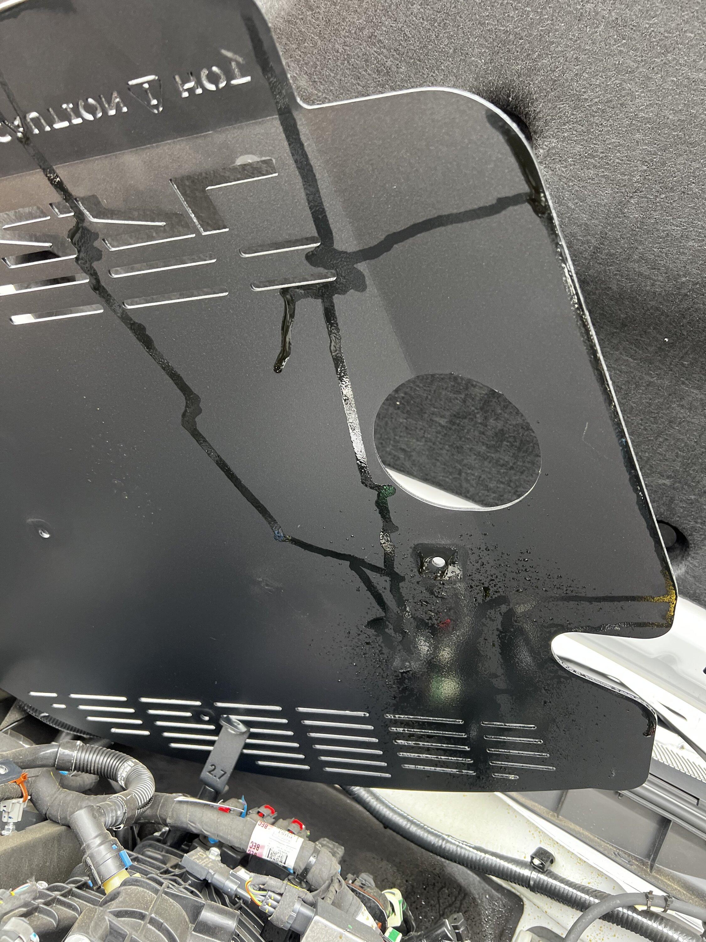 Oil splatter in engine bay after oil change at Ford dealer | Bronco6G ...