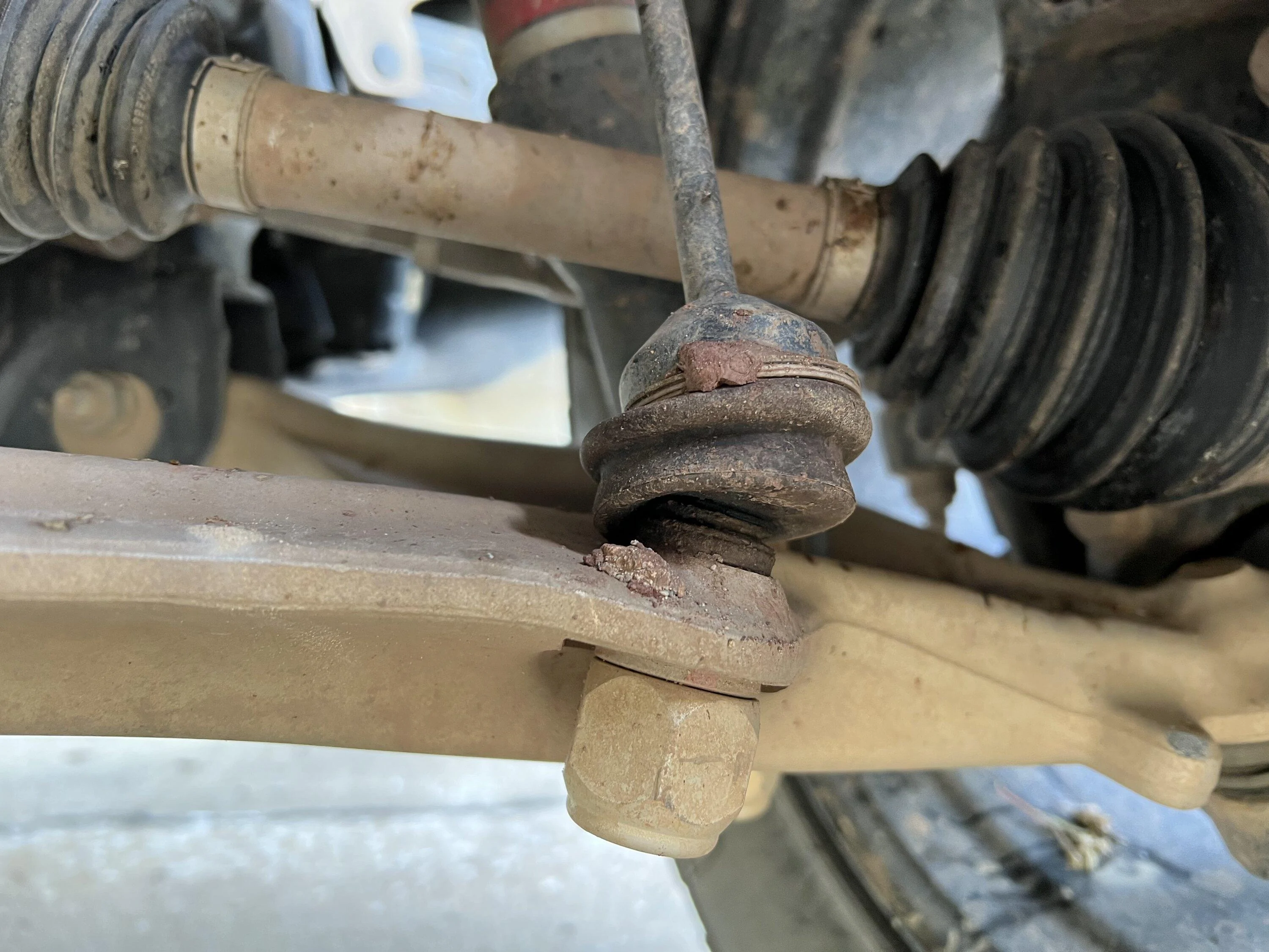 Trying to Identify Metal Clanking/Squeaking Noise | Bronco6G - 2021 ...