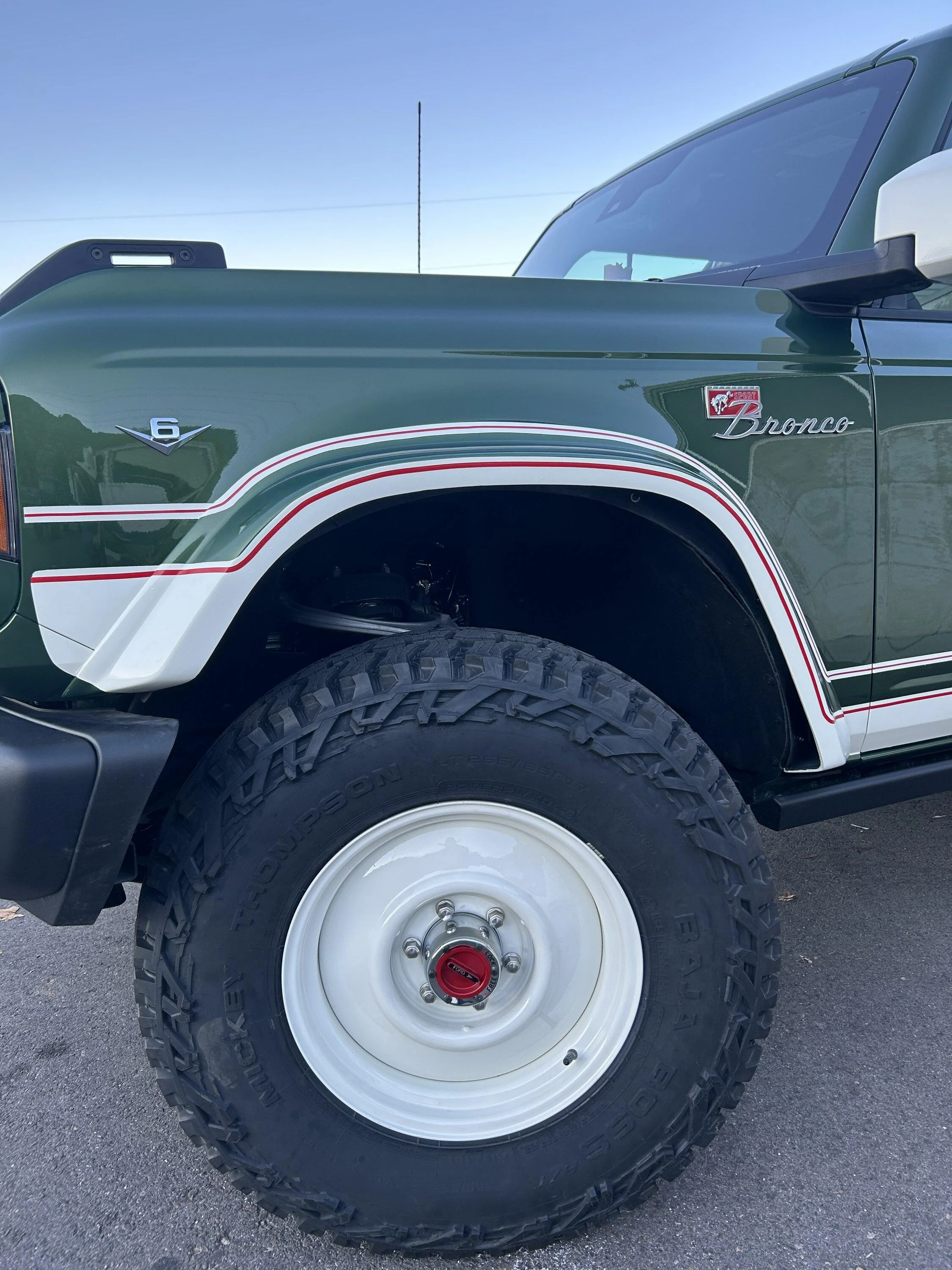 The new 50th anniversary Bronco Ranger Edition. | Bronco6G - 2021+ Ford ...